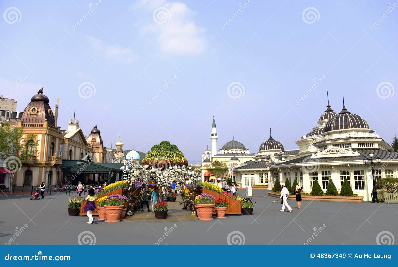 Lotte World, South Korea editorial stock image. Image of rides - 48367349