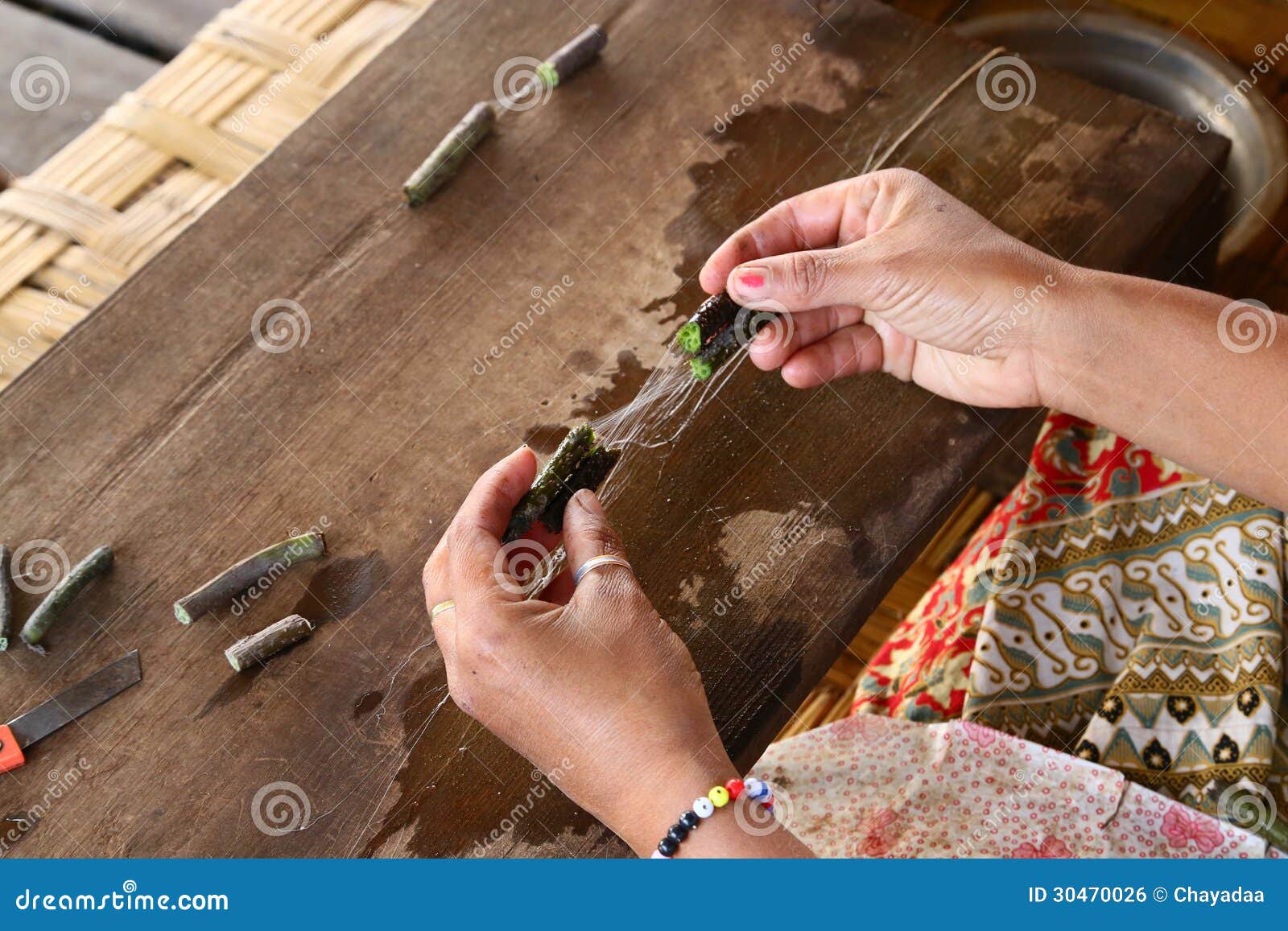 Lotus Fiber Thread photo stock. Image du asiatique, lotus - 30470026