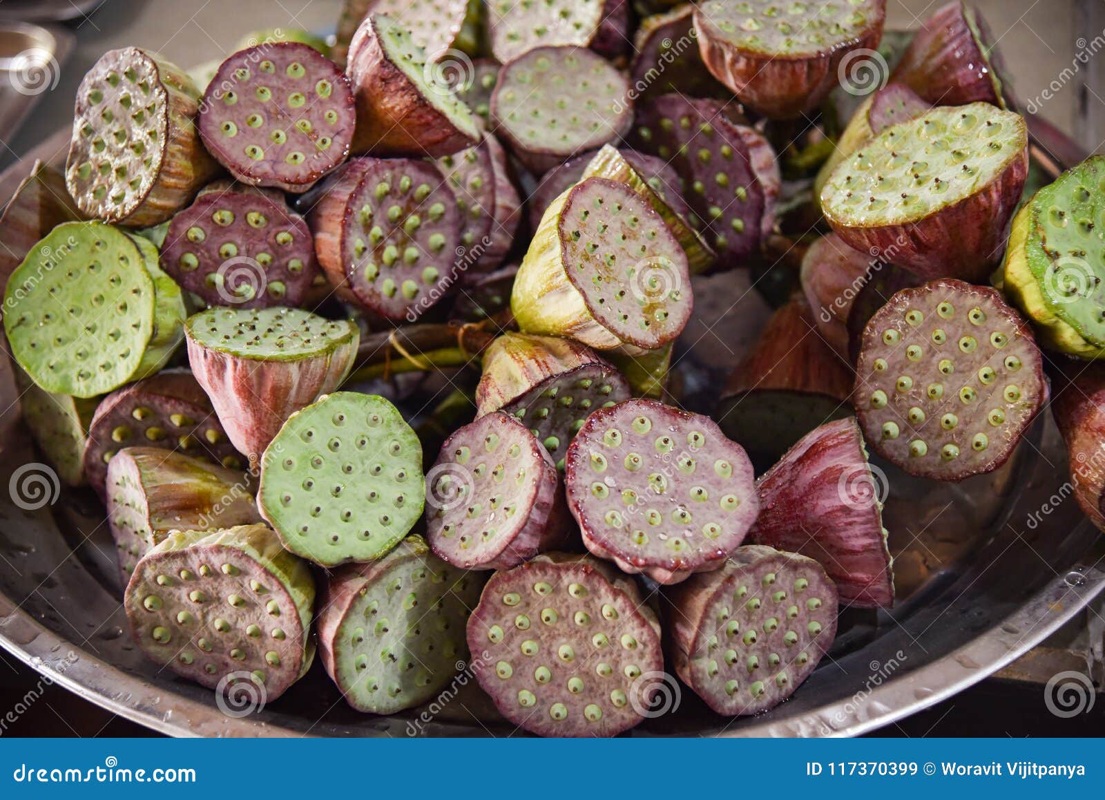 Lotus Fruits stock afbeelding. Image of mooi, installatie - 117370399