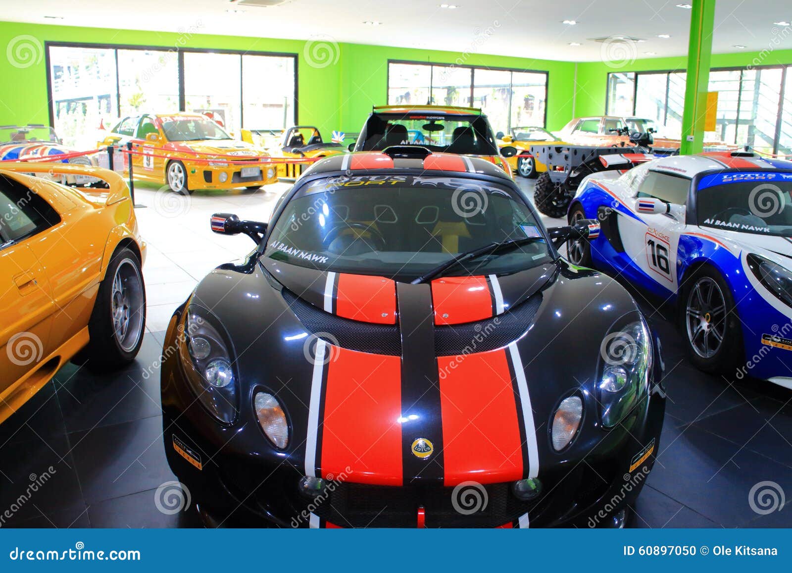 Lotus-Rennwagen redaktionelles bild. Bild von ausstellungsraum - 60897050