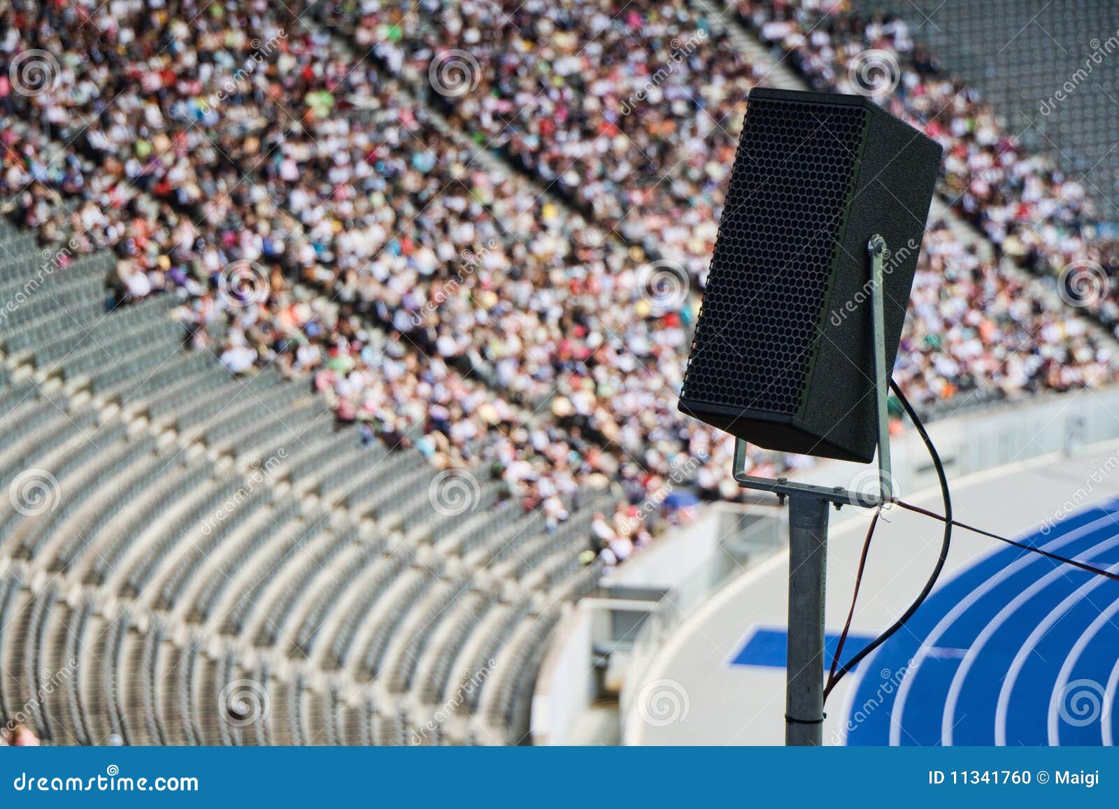 Stadium loudspeakers