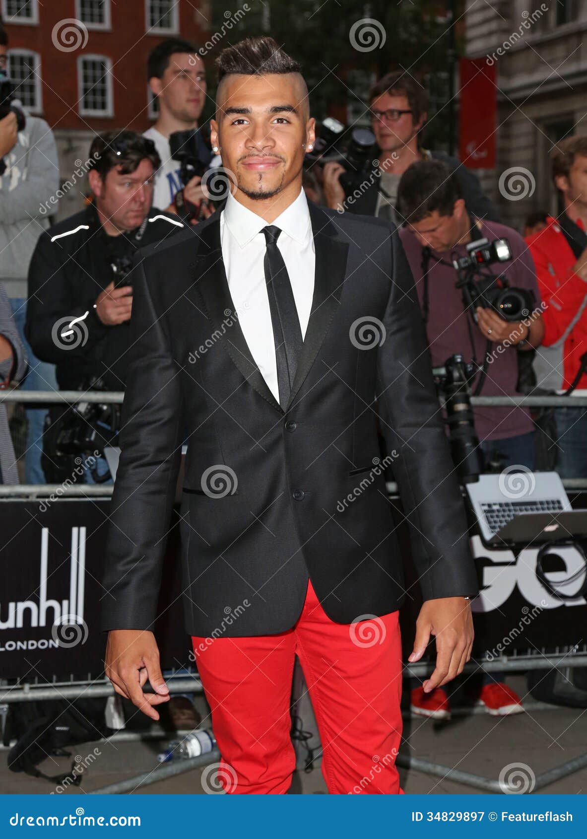 Louis Smith redaktionell arkivbild. Bild av arrogant - 34829897