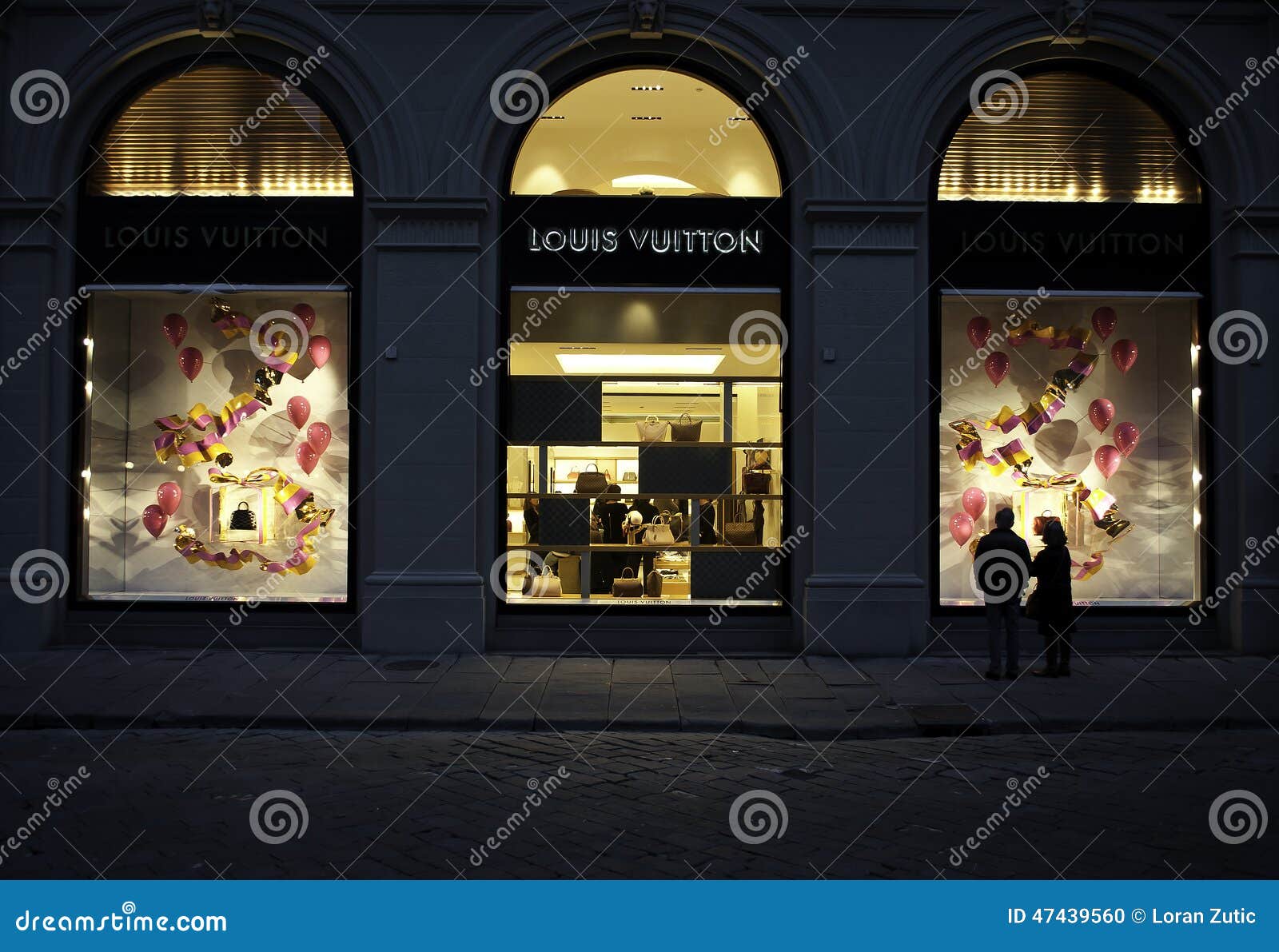 Louis Vuitton Windows editorial image. Image of monogram - 47439560
