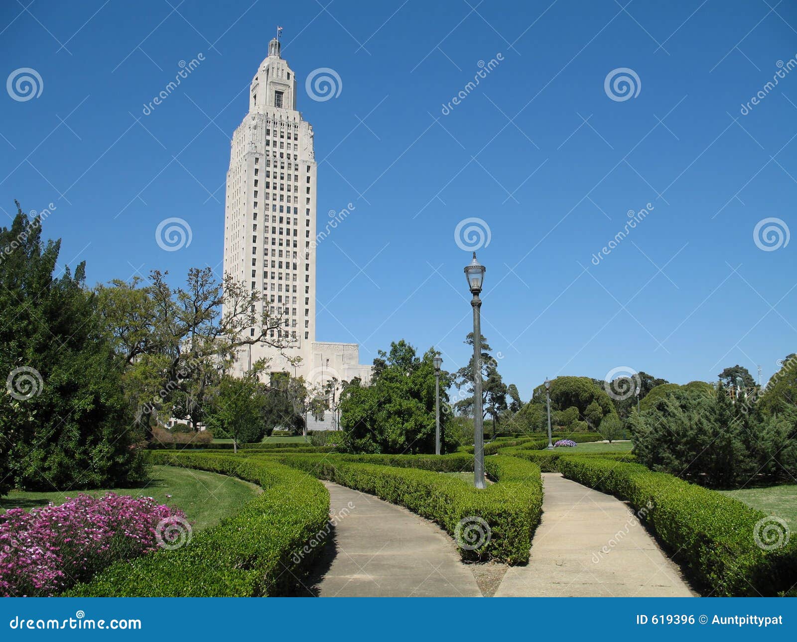 Louisiana State Capitol Building Stock Photo - Image of park, frieze ...