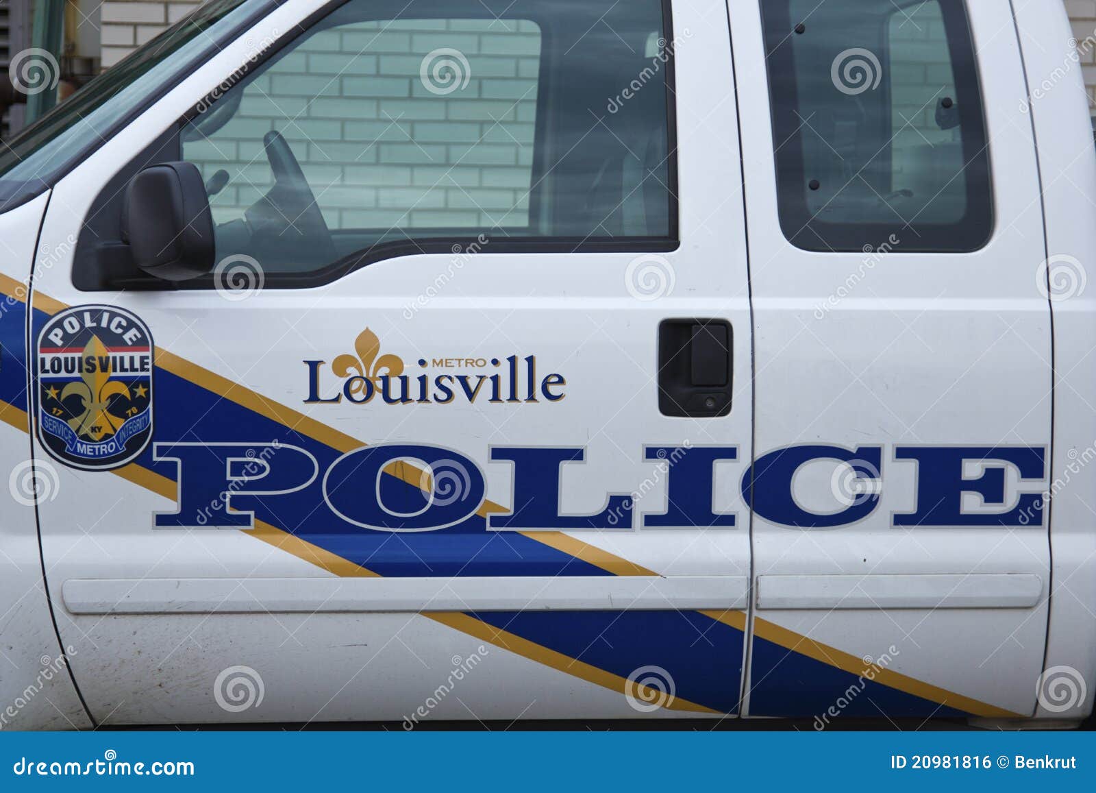 Louisville Police editorial photo. Image of kentucky - 20981816