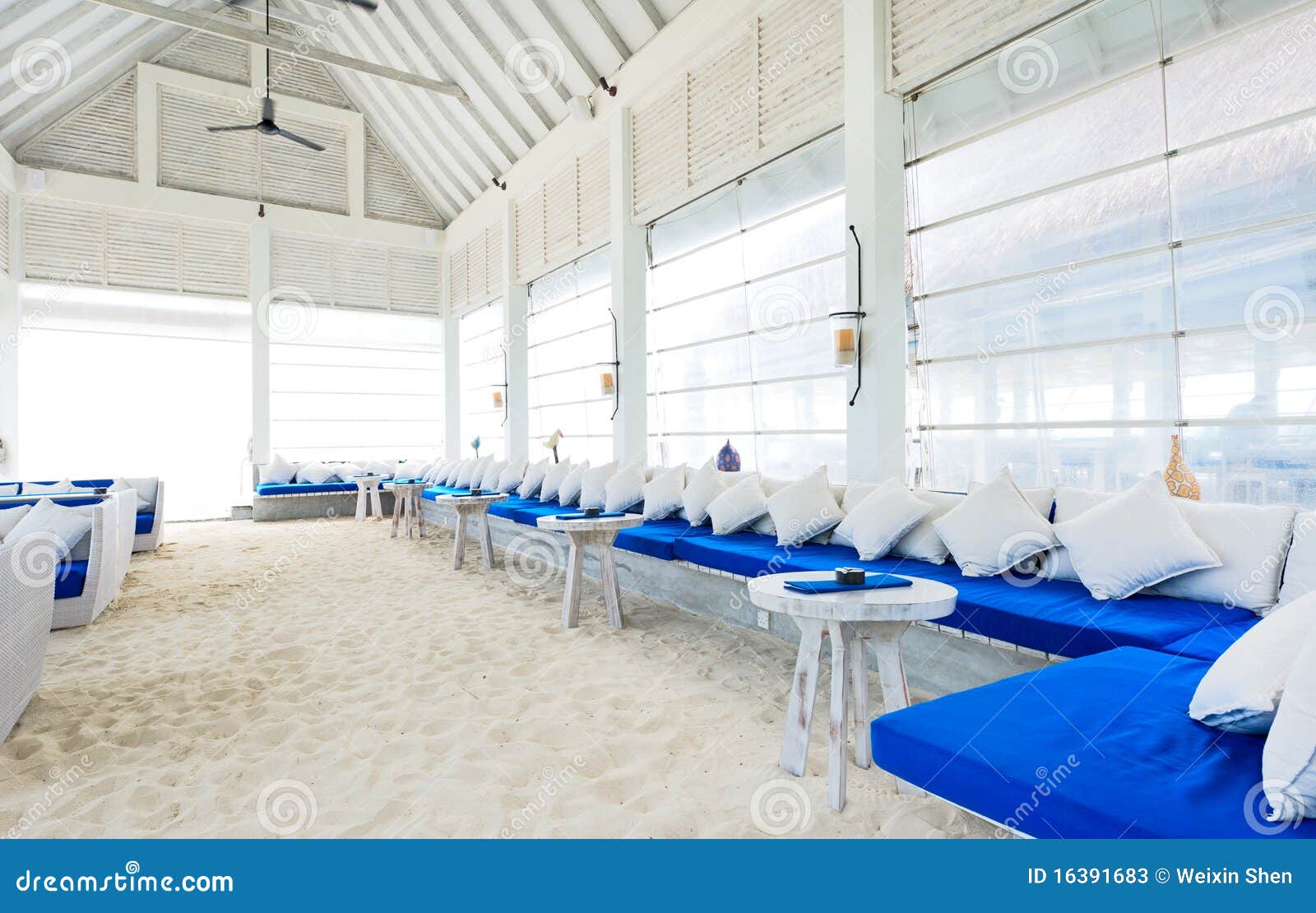 Lounge bar on the beach stock image. Image of cushion - 16391683