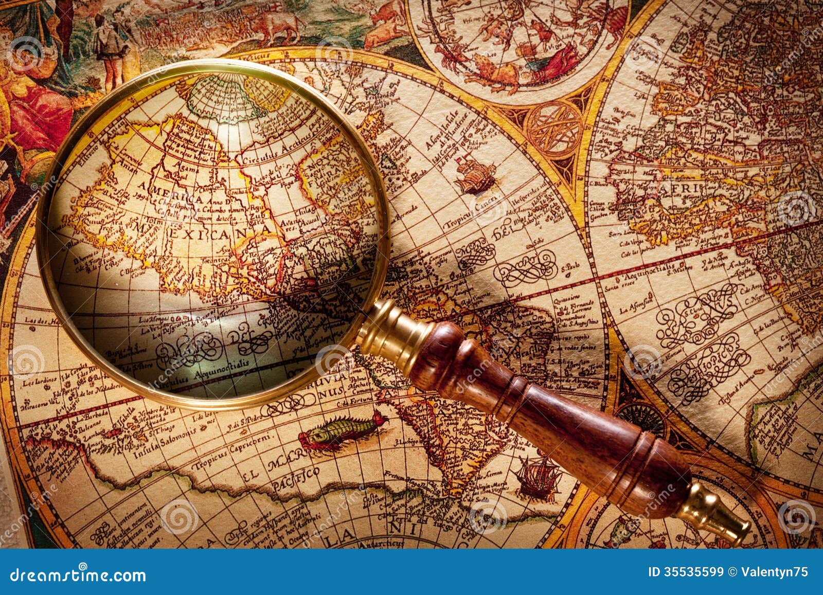 Loupe au-dessus de carte. image stock. Image du espace - 35535599