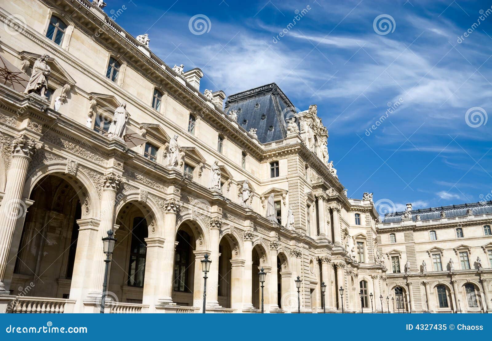Louvre building in Paris stock image. Image of outdoors - 4327435