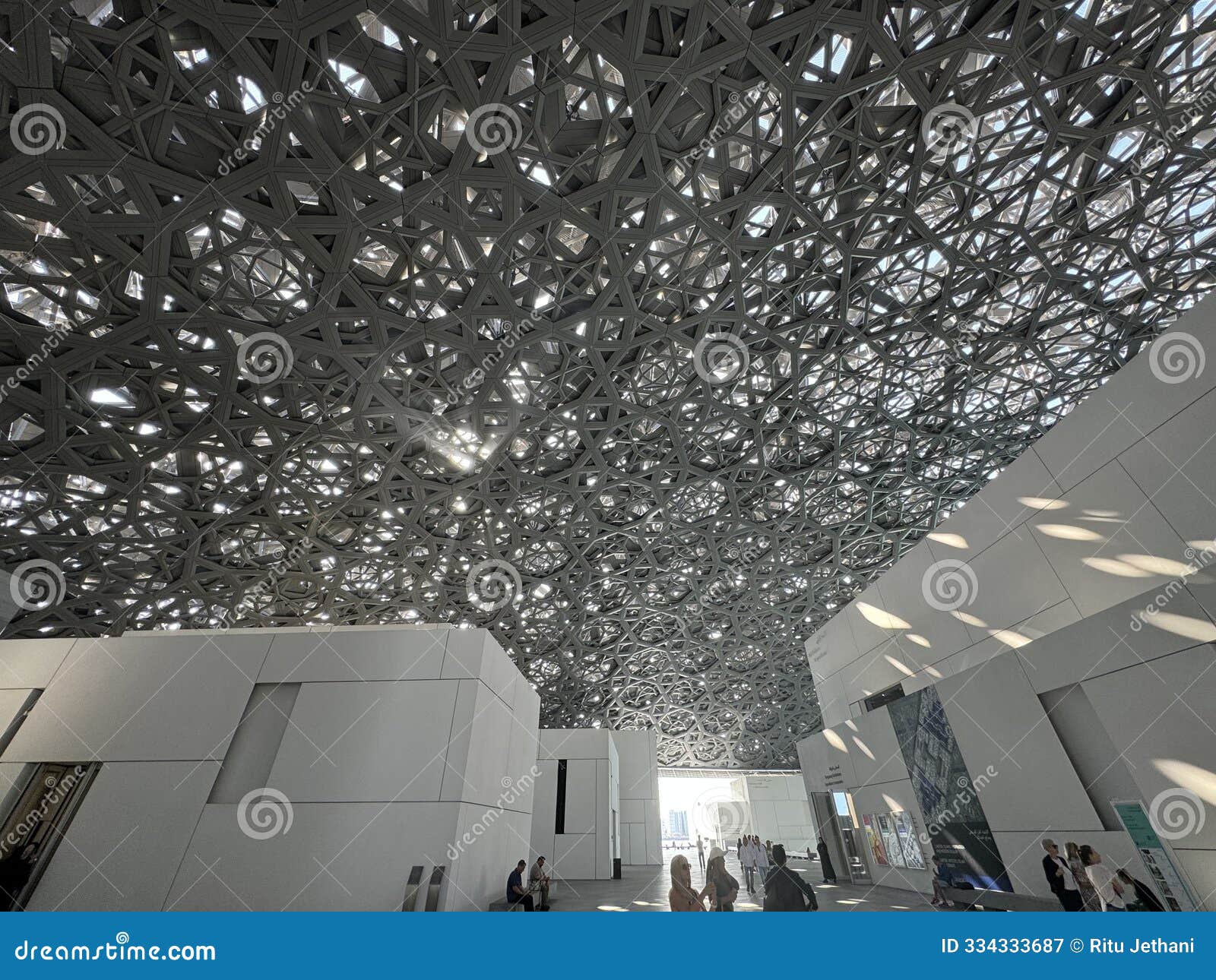 The Louvre Museum in Abu Dhabi, UAE Editorial Photography - Image of ...