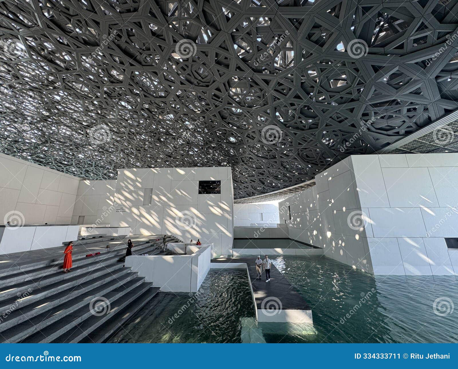 The Louvre Museum in Abu Dhabi, UAE Editorial Photo - Image of exhibits ...