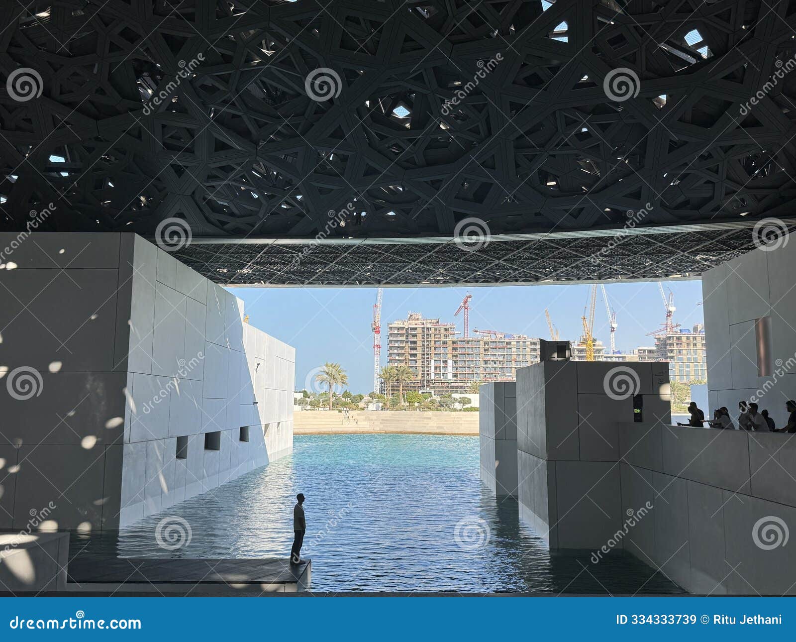 The Louvre Museum in Abu Dhabi, UAE Editorial Stock Image - Image of ...