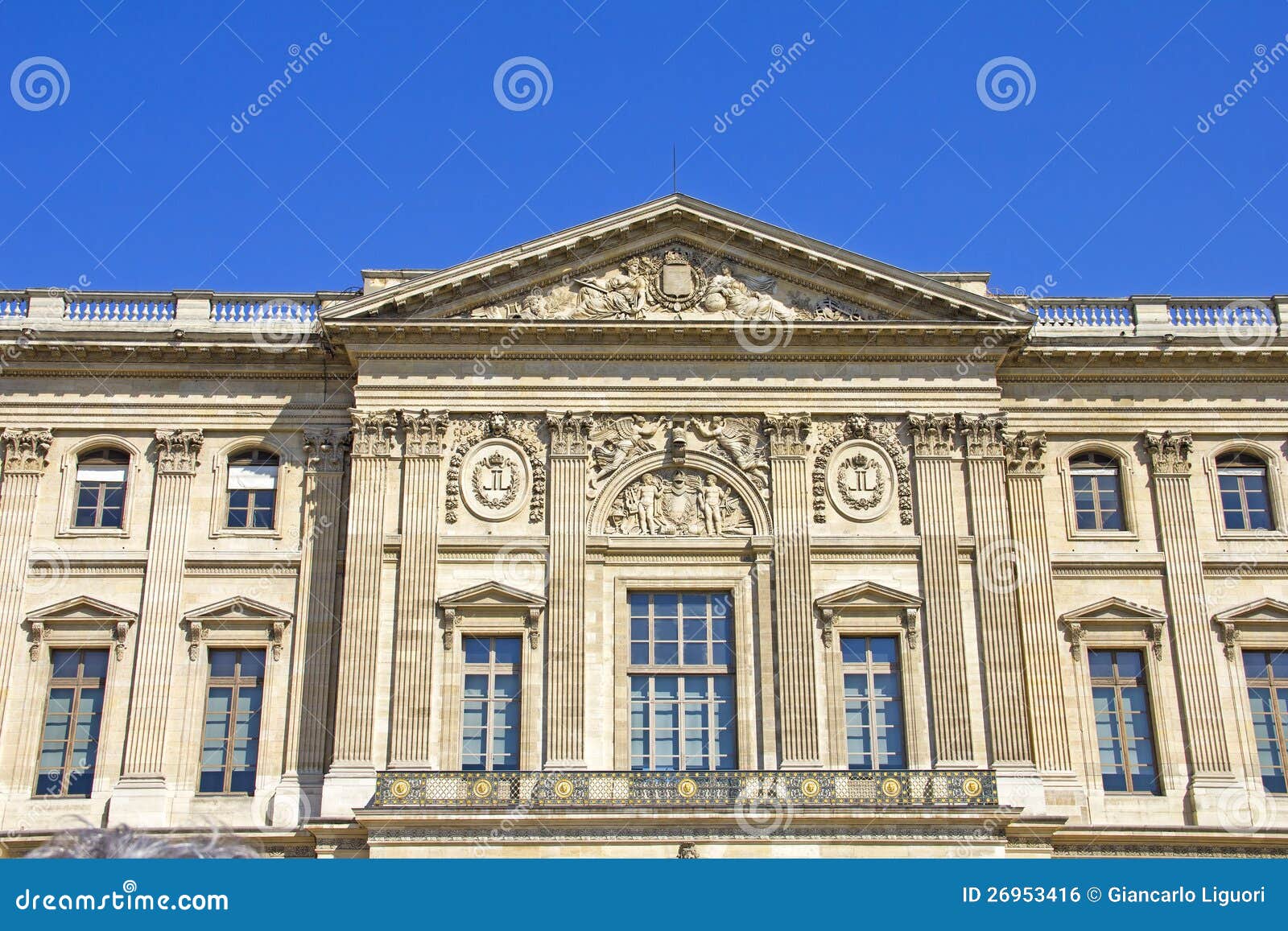 Louvre Museum Building, Paris Stock Photo - Image of heritage, culture ...