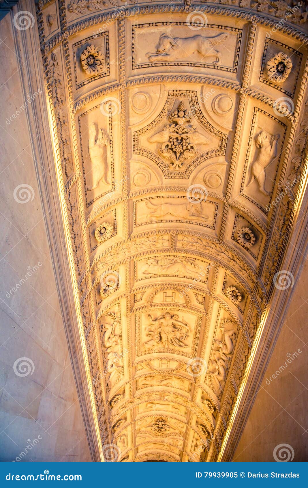 Louvre Museum ceiling editorial image. Image of design - 79939905