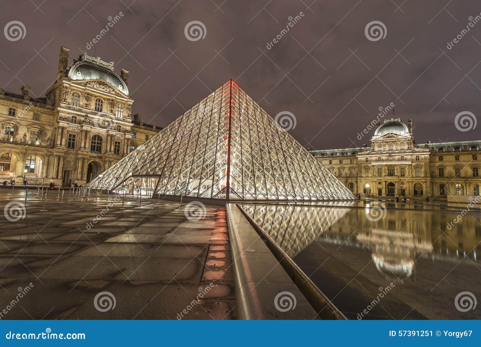 Louvre Museum editorial photo. Image of museum, night - 57391251