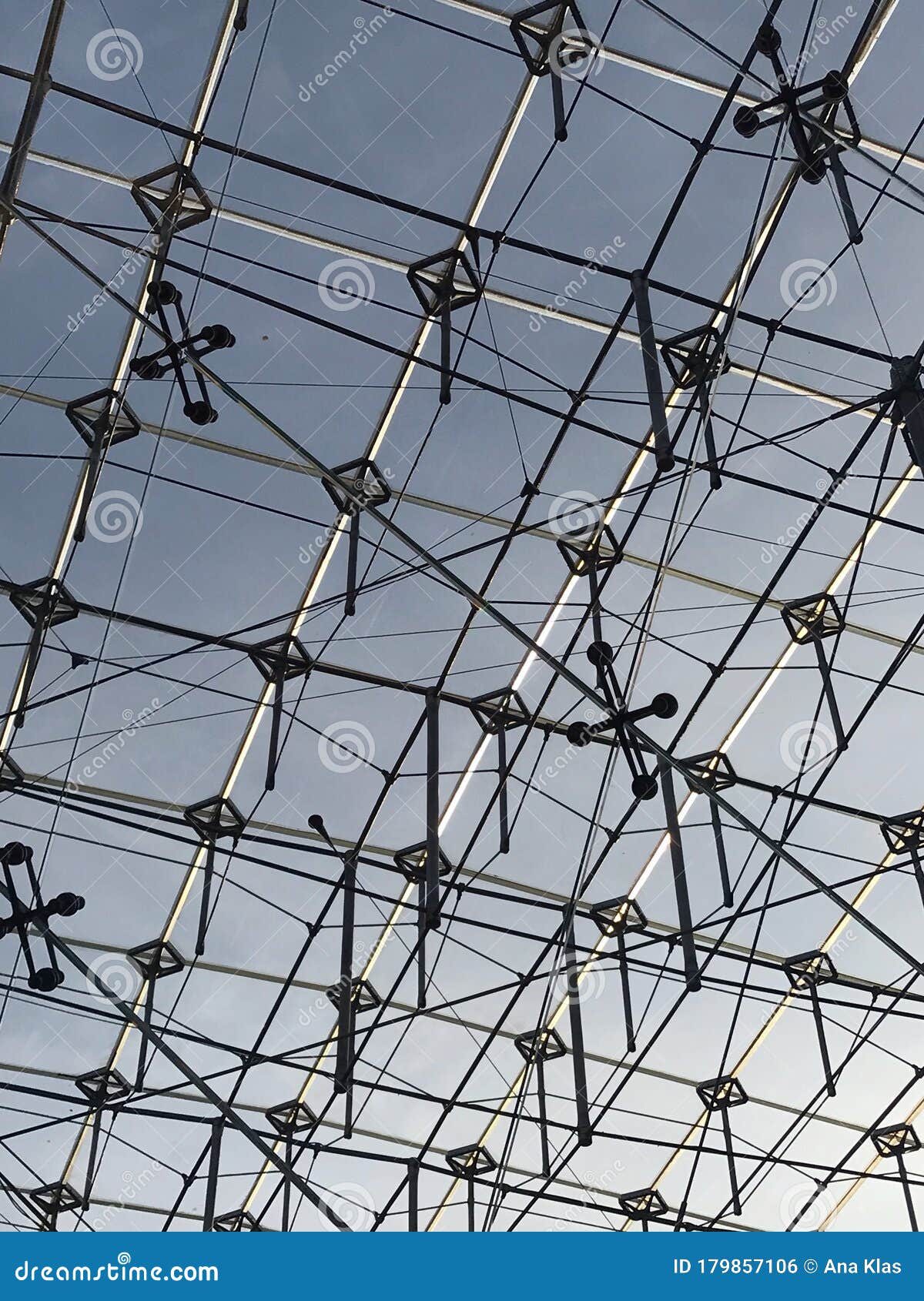 Louvre Museum Pyramid Details Editorial Photo - Image of details ...