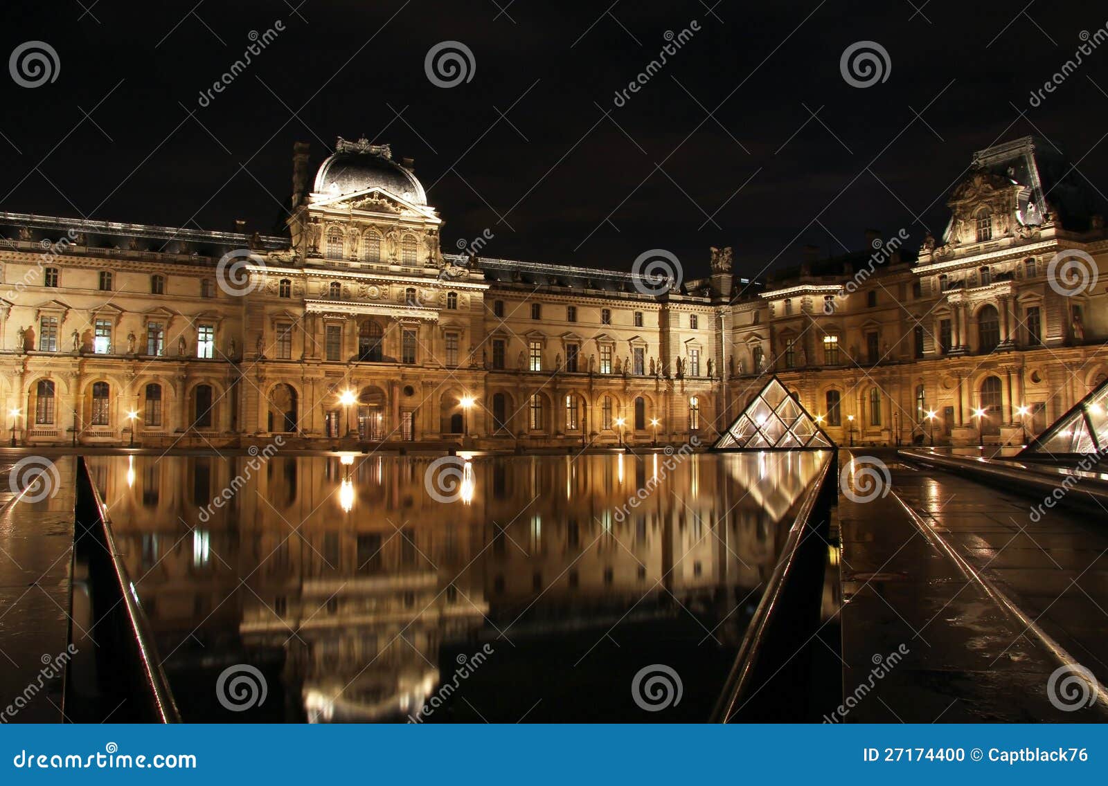 Louvre museum reflection editorial image. Image of building - 27174400