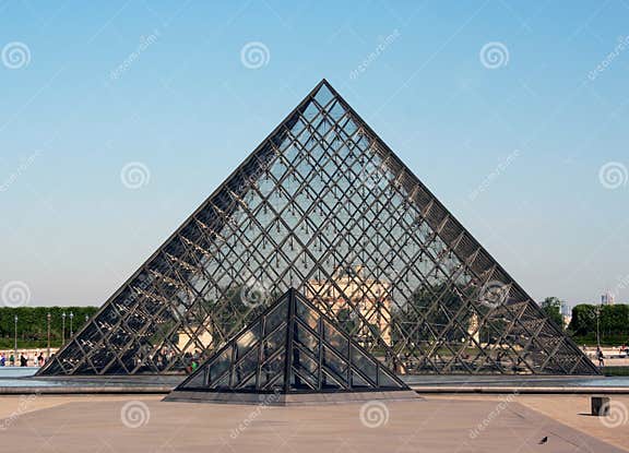 Louvre pyramid editorial stock photo. Image of classic - 16278148