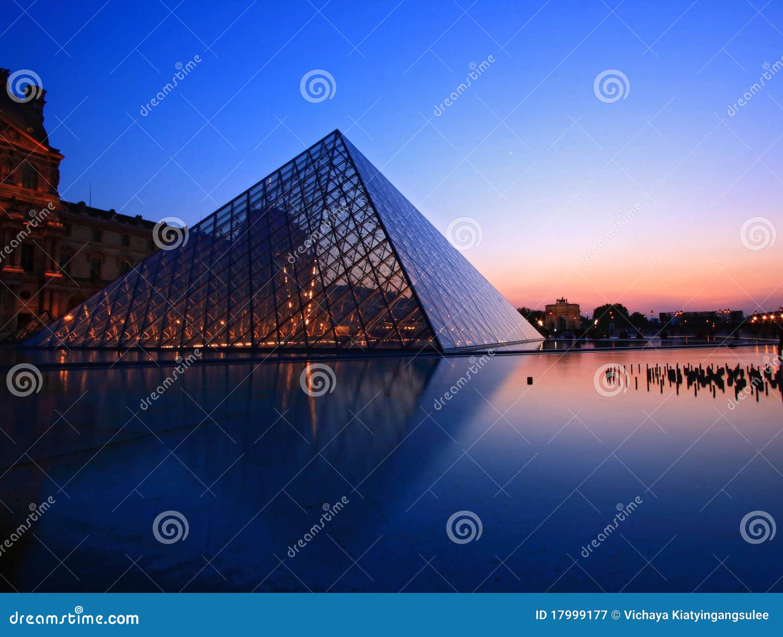 Louvre Pyramid Silhouette Editorial Photo | CartoonDealer.com #17999177