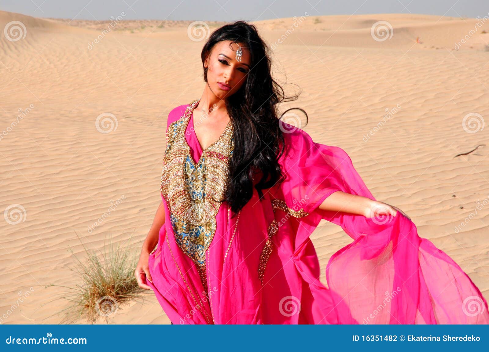 Lovely Young Woman in Arabic Desert Stock Photo - Image of clothes ...