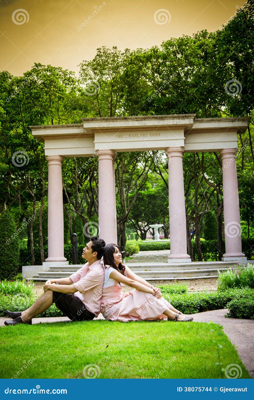 Lover Couples Sit in the Garden2 Stock Photo - Image of lover, happy ...