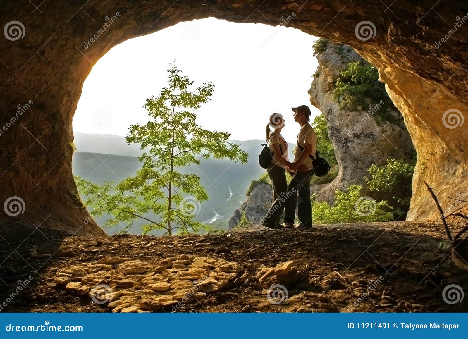 Loving Couple and the Beautiful View Stock Image - Image of tree, open ...
