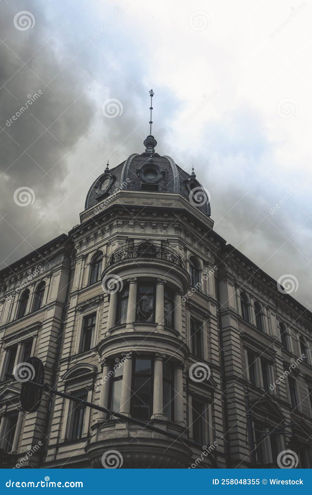 Low-angle Shot of a Building with Baroque Architecture in Lodz, Poland ... Low-angle Shot of a Building with Baroque Architecture in Lodz, Poland ...