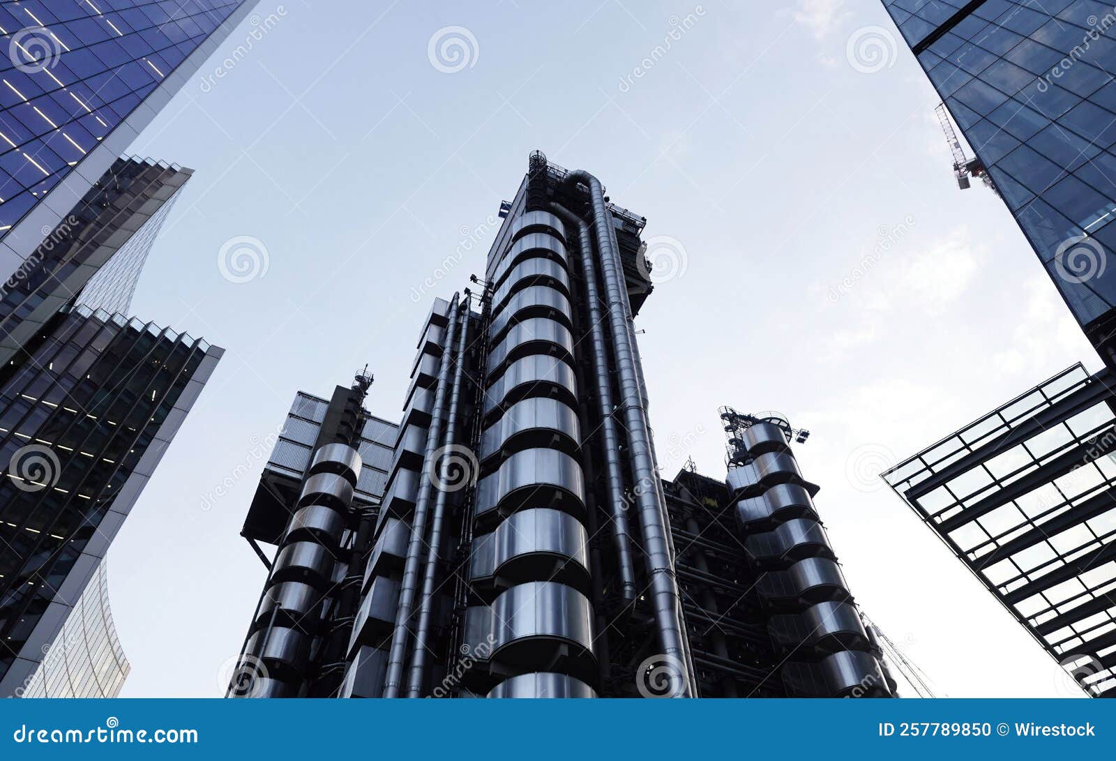Low Angle Shot of Lloyds Building Facade in London Editorial Image ...