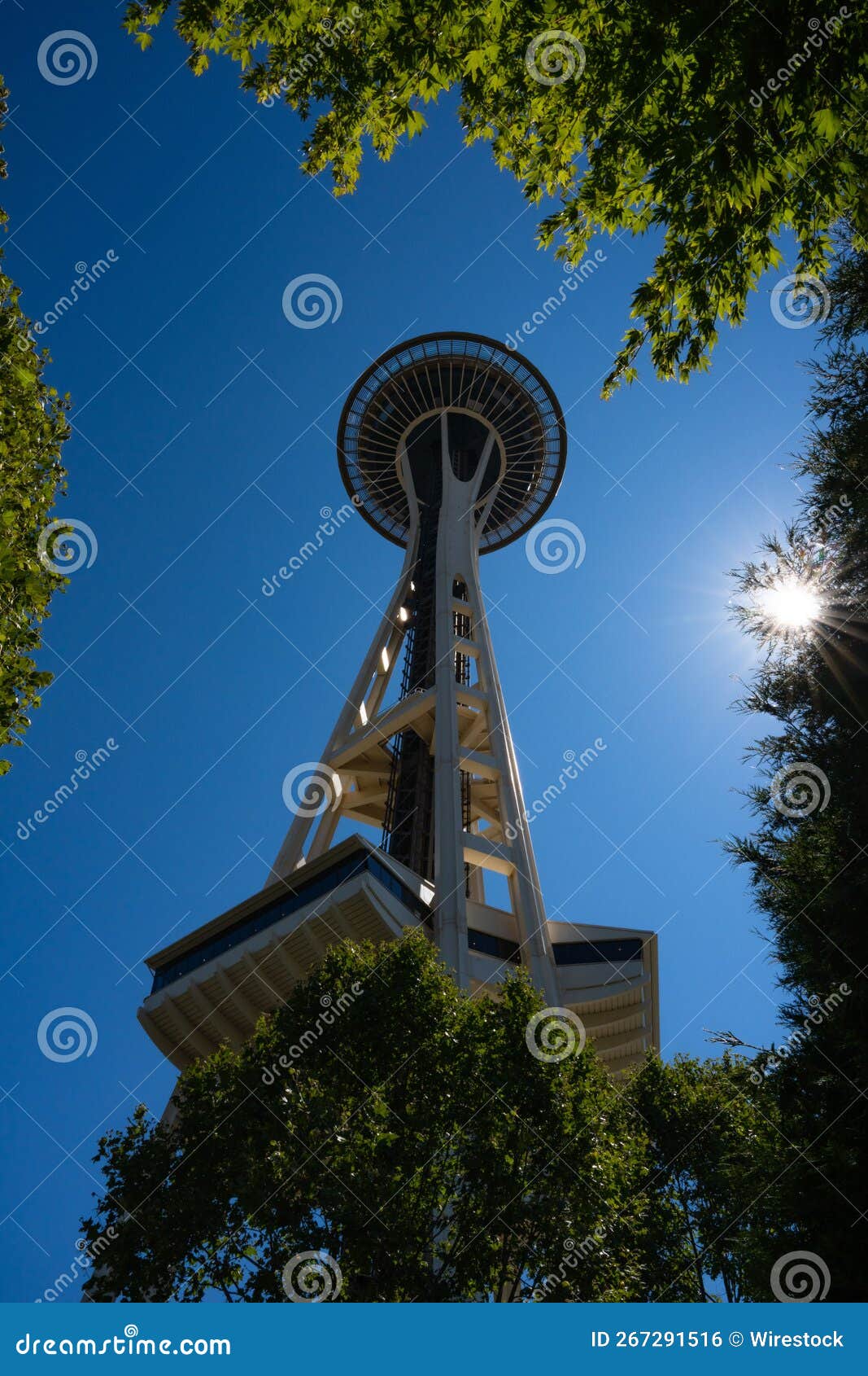 Low-angle Shot of the Space Needle Observation Deck in Seattle, US ...
