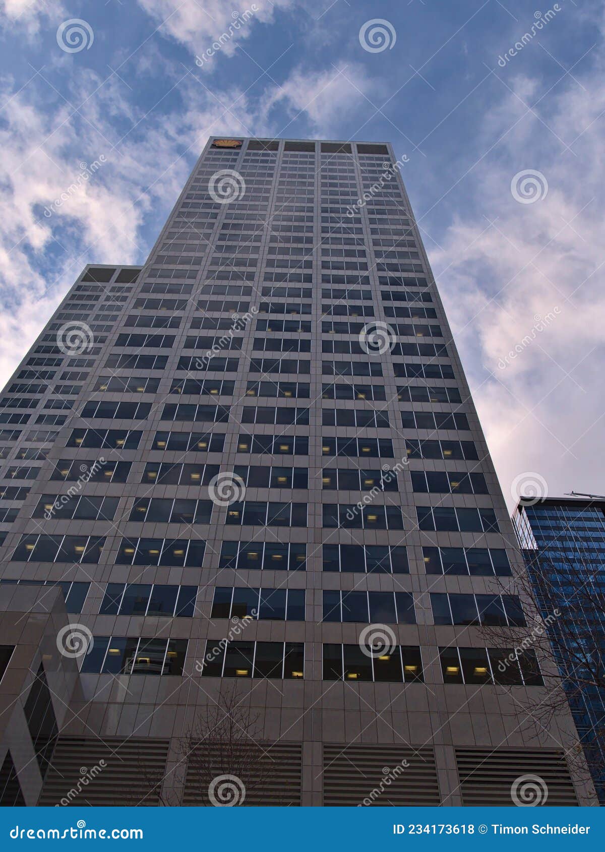 Low Angle View of Skyscraper Shell Centre (140 M) in Calgary Downtown ...