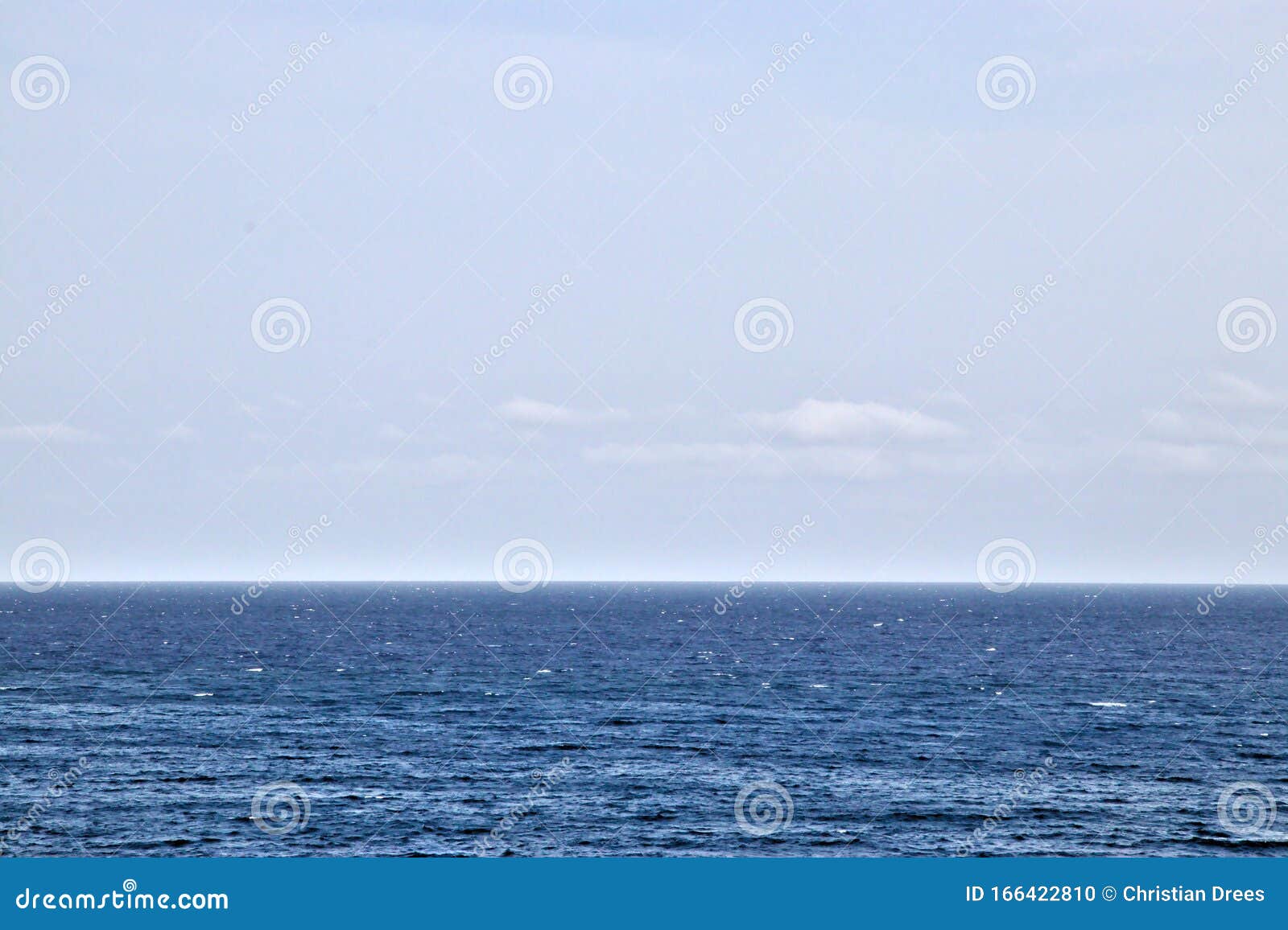 Low horizon over the ocean stock photo. Image of landscape - 166422810