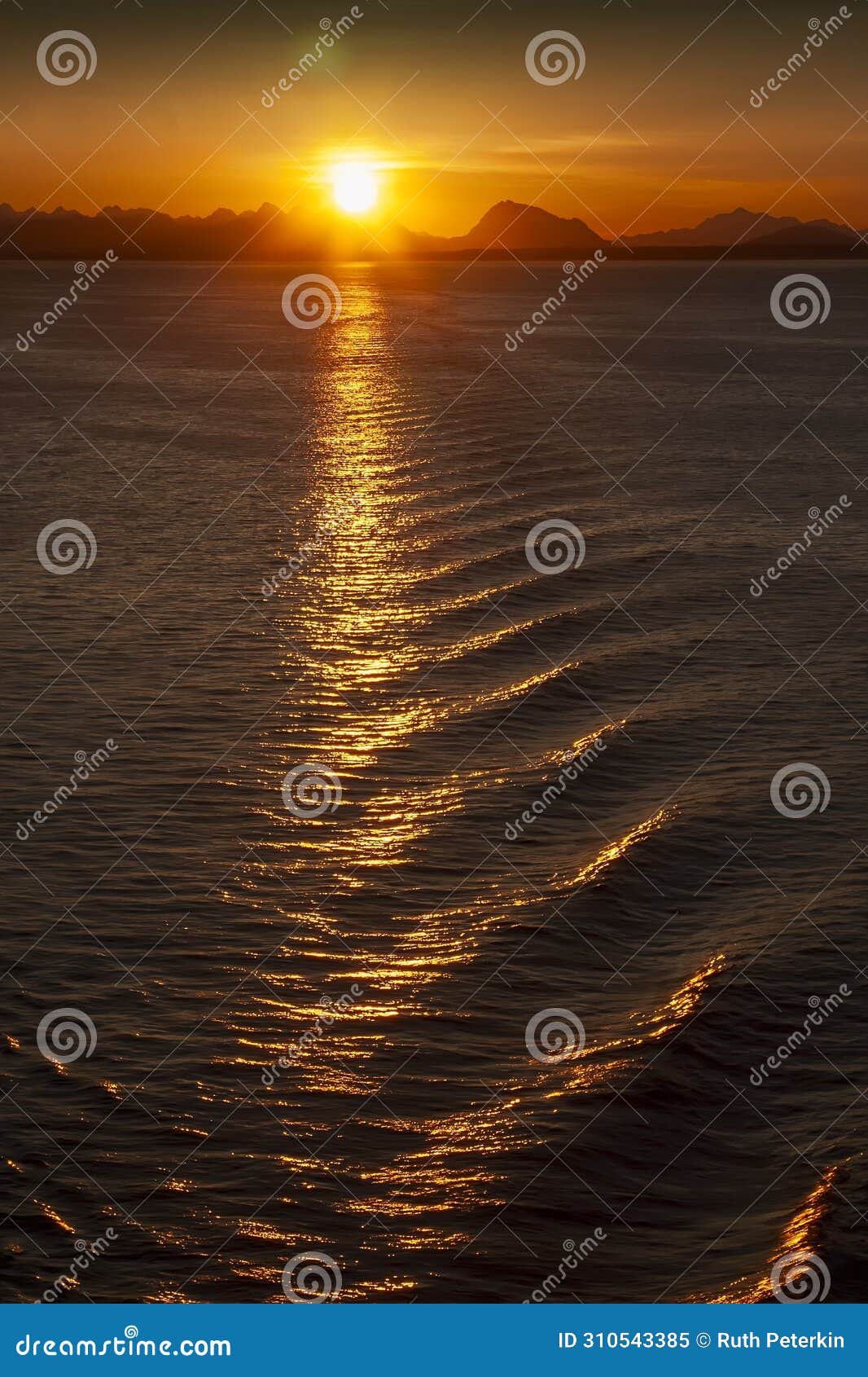 Low Sunset Over Alaskan Mountain Range Stock Image - Image of coastline ...