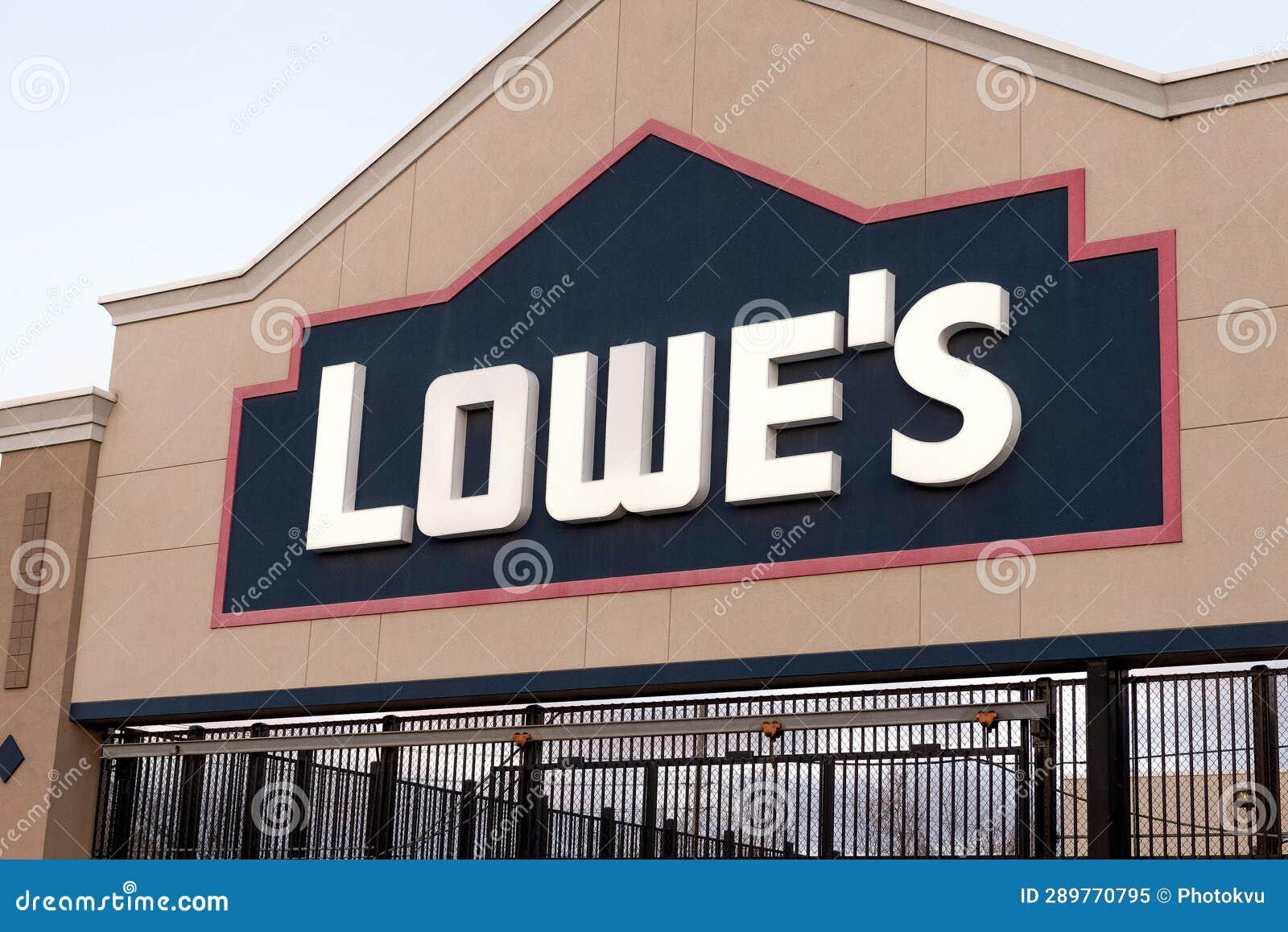 Loweâ€™s Store Sign in Toronto Editorial Image - Image of famous ...