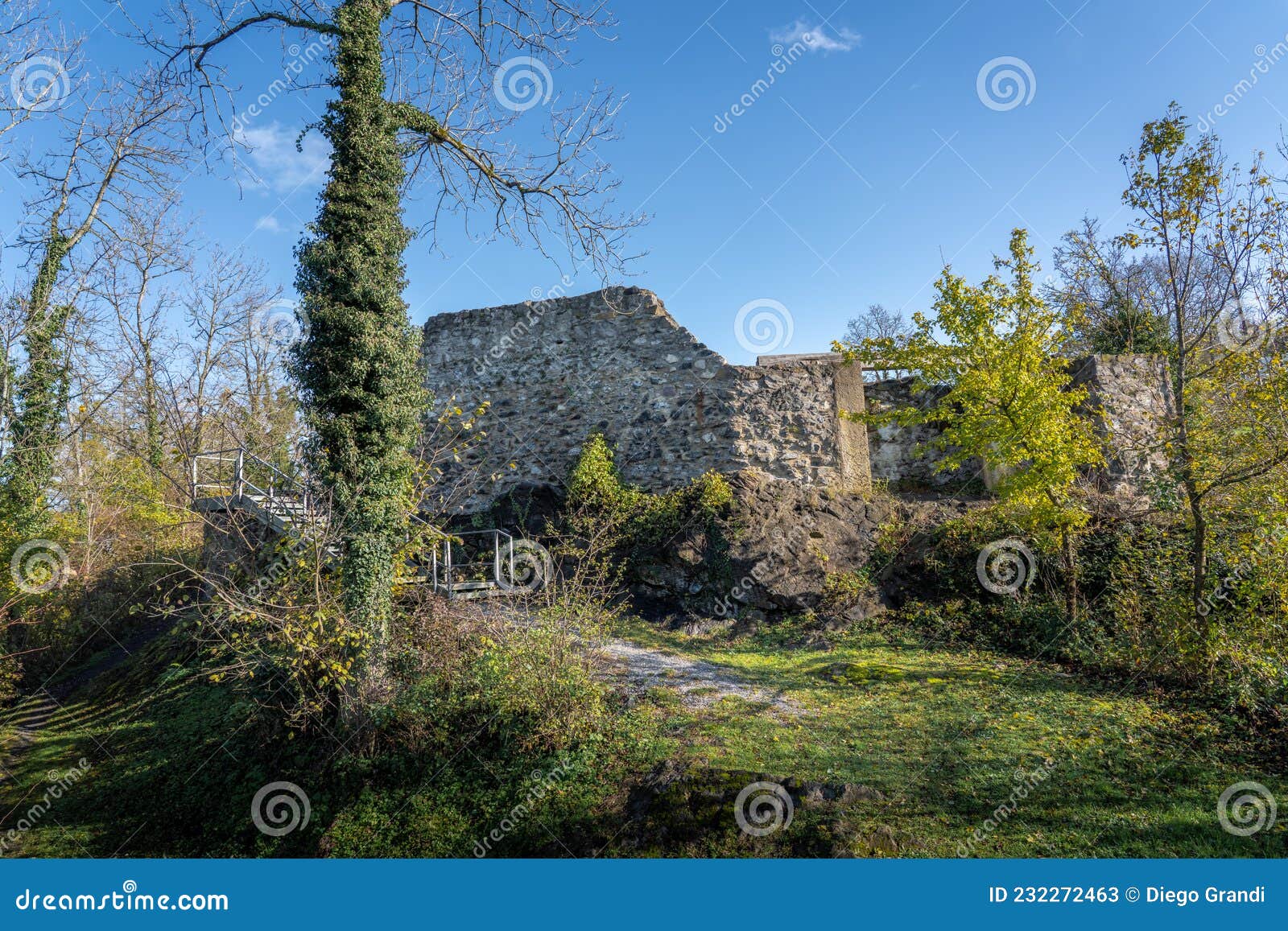 Lower Castle Ruins Untere Burg - Schellenberg, Liechtenstein Stock ...