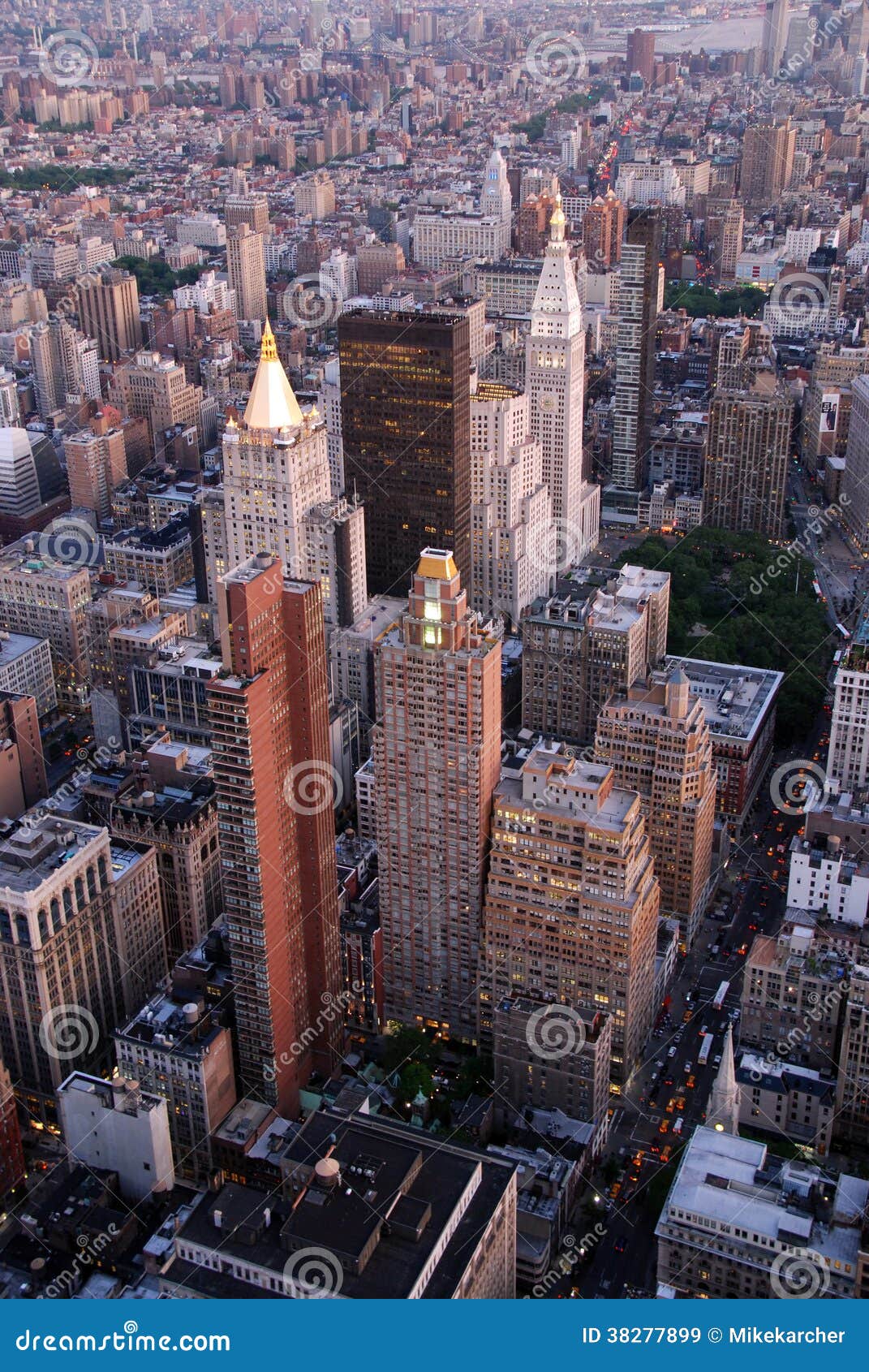 Lower Manhattan stock image. Image of downtown, skyscraper - 38277899
