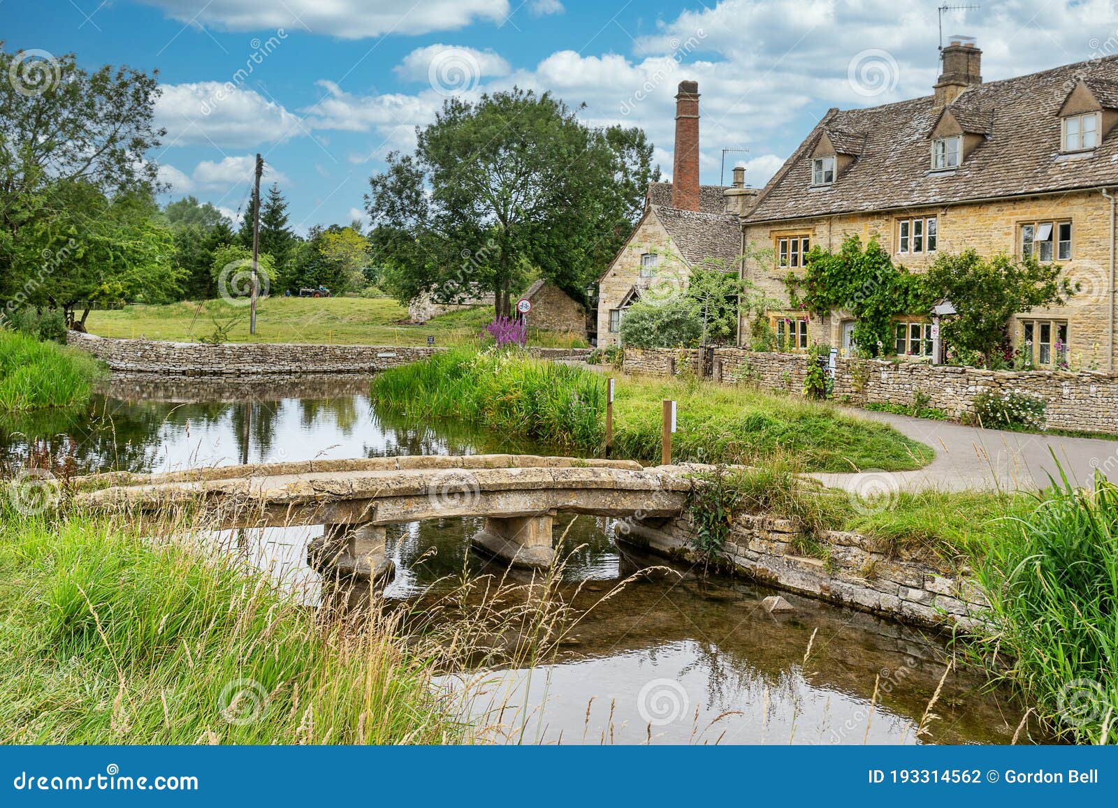 Lower Slaughter stock photo. Image of cottages, village - 193314562