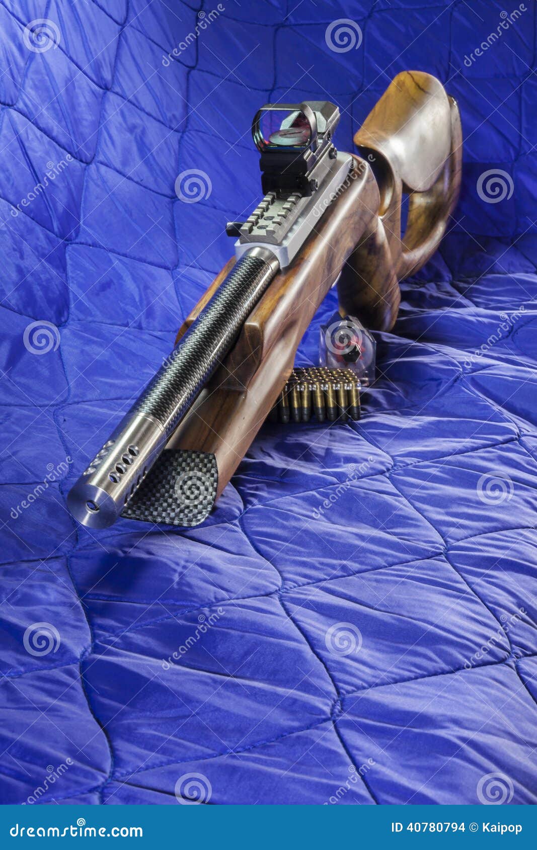 22 LR Het Geweer Van De Karabijnbout Stock Foto - Image of metaal ...