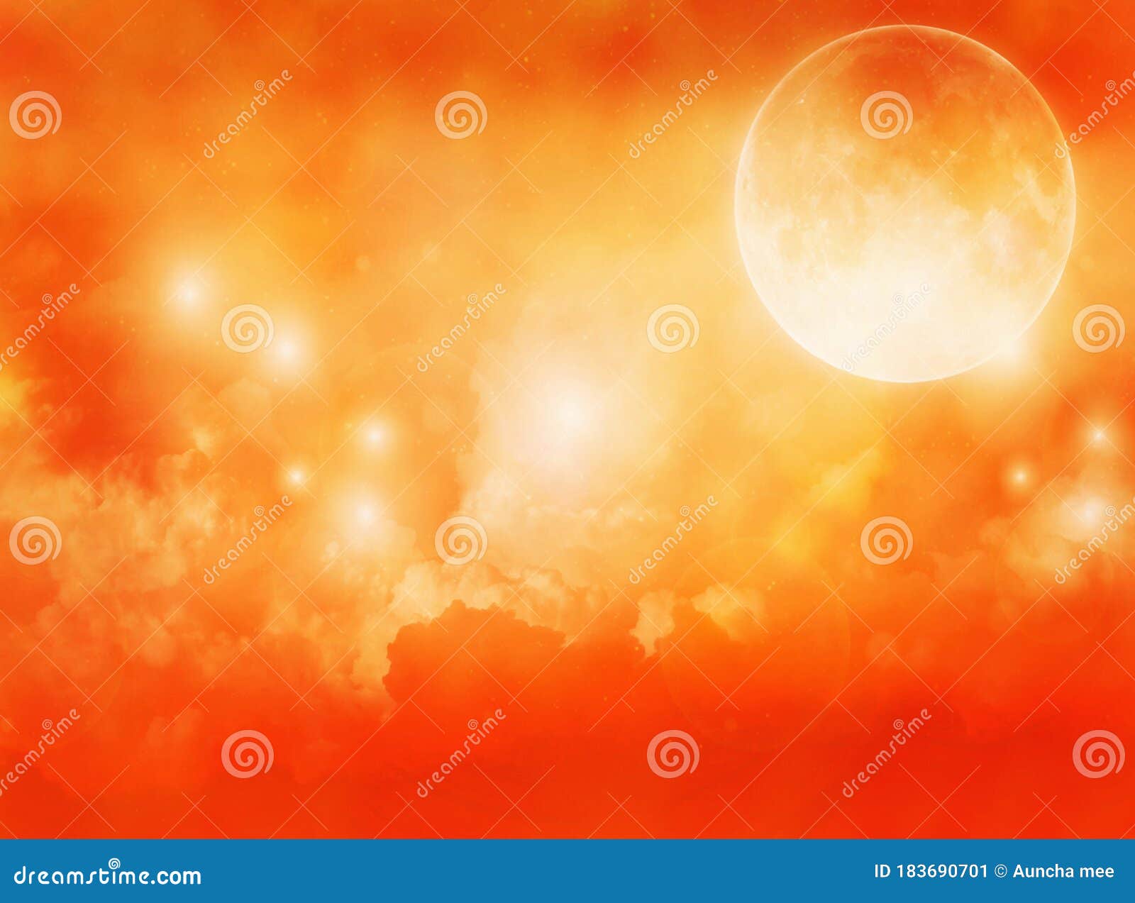 Lua Cheia E Nuvens Sobre Fundo Laranja. Estilo De Design. Imagem de ...
