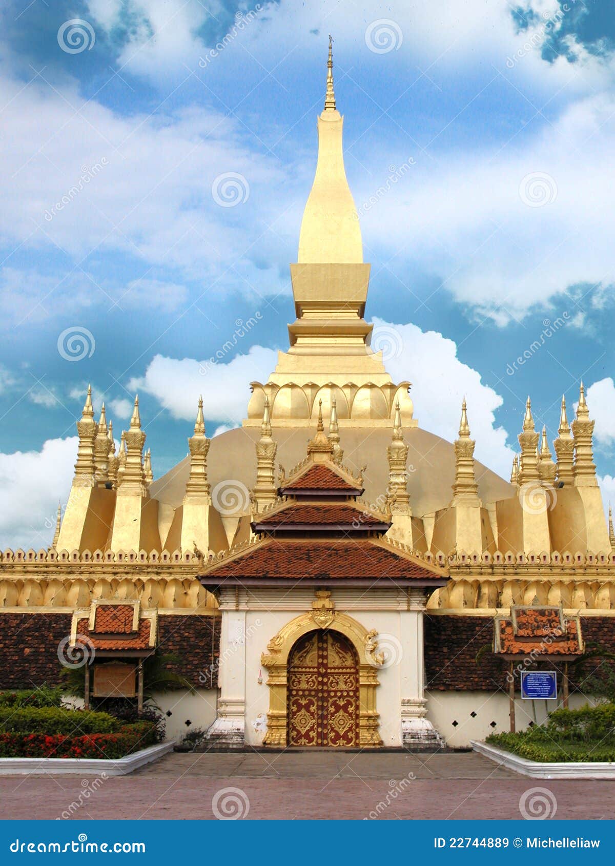 That LUANG STUPA stock image. Image of faith, golden - 22744889