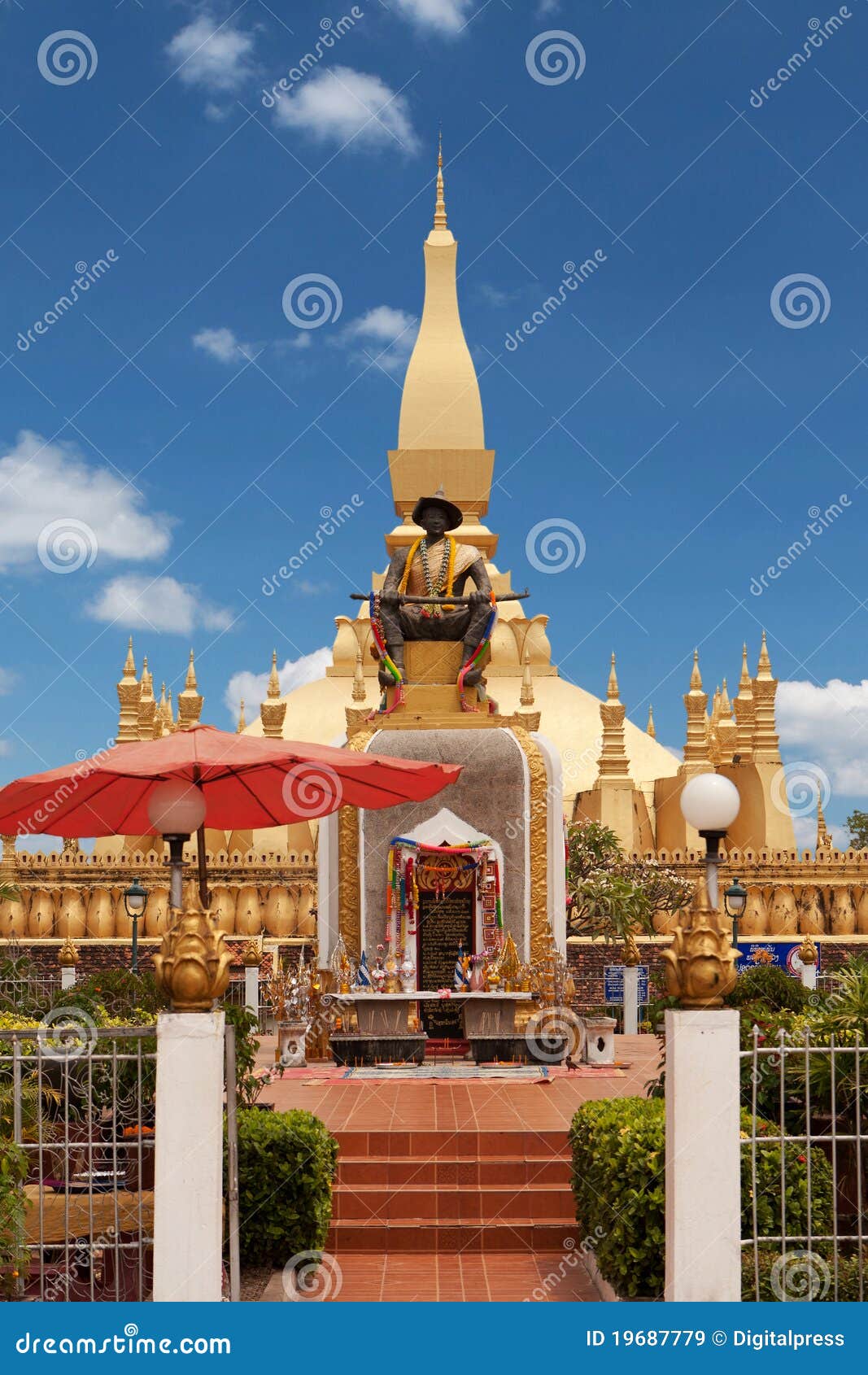 That Luang in Vientiane stock image. Image of place, stupa - 19687779