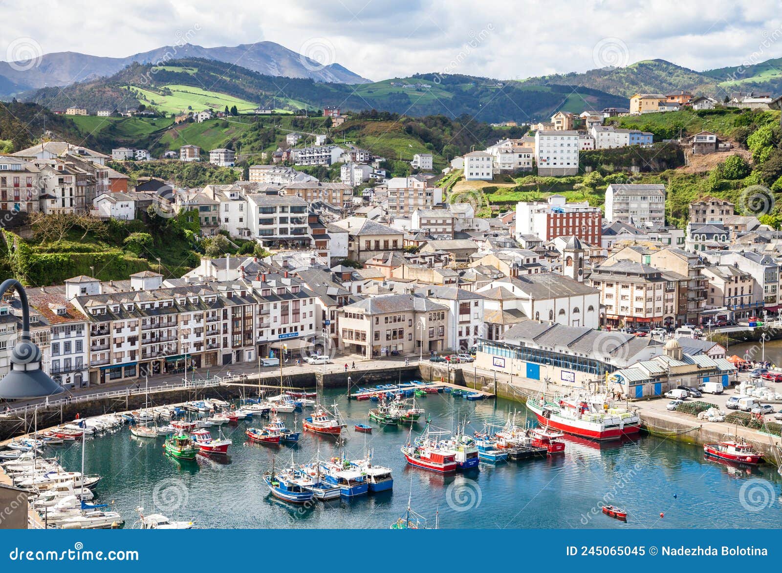LUARCA, SPAIN - APRIL 25, 2015 - Seaport of Luarca Editorial Image ...
