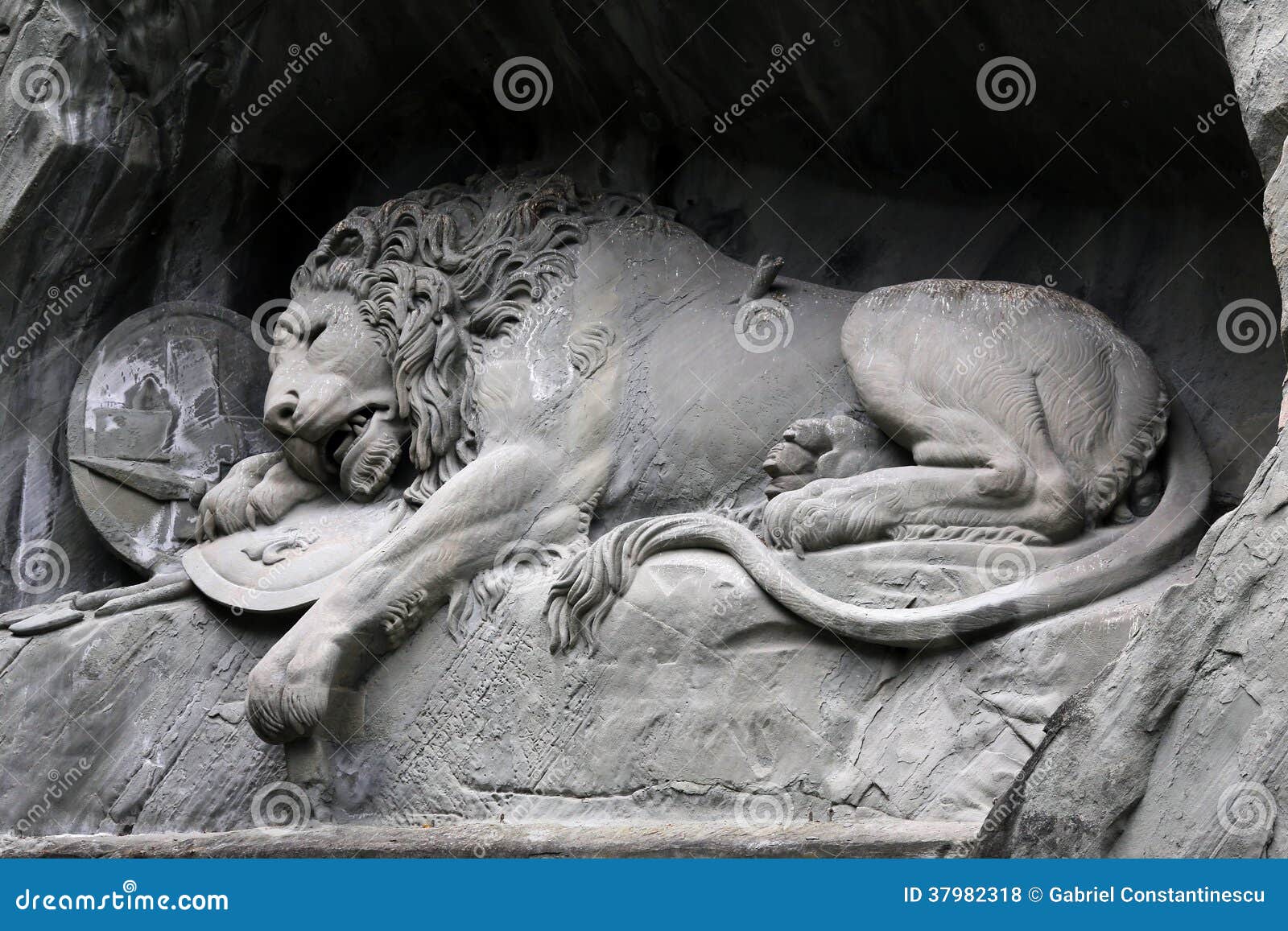 Lucerne lion statue stock photo. Image of french, historic - 37982318