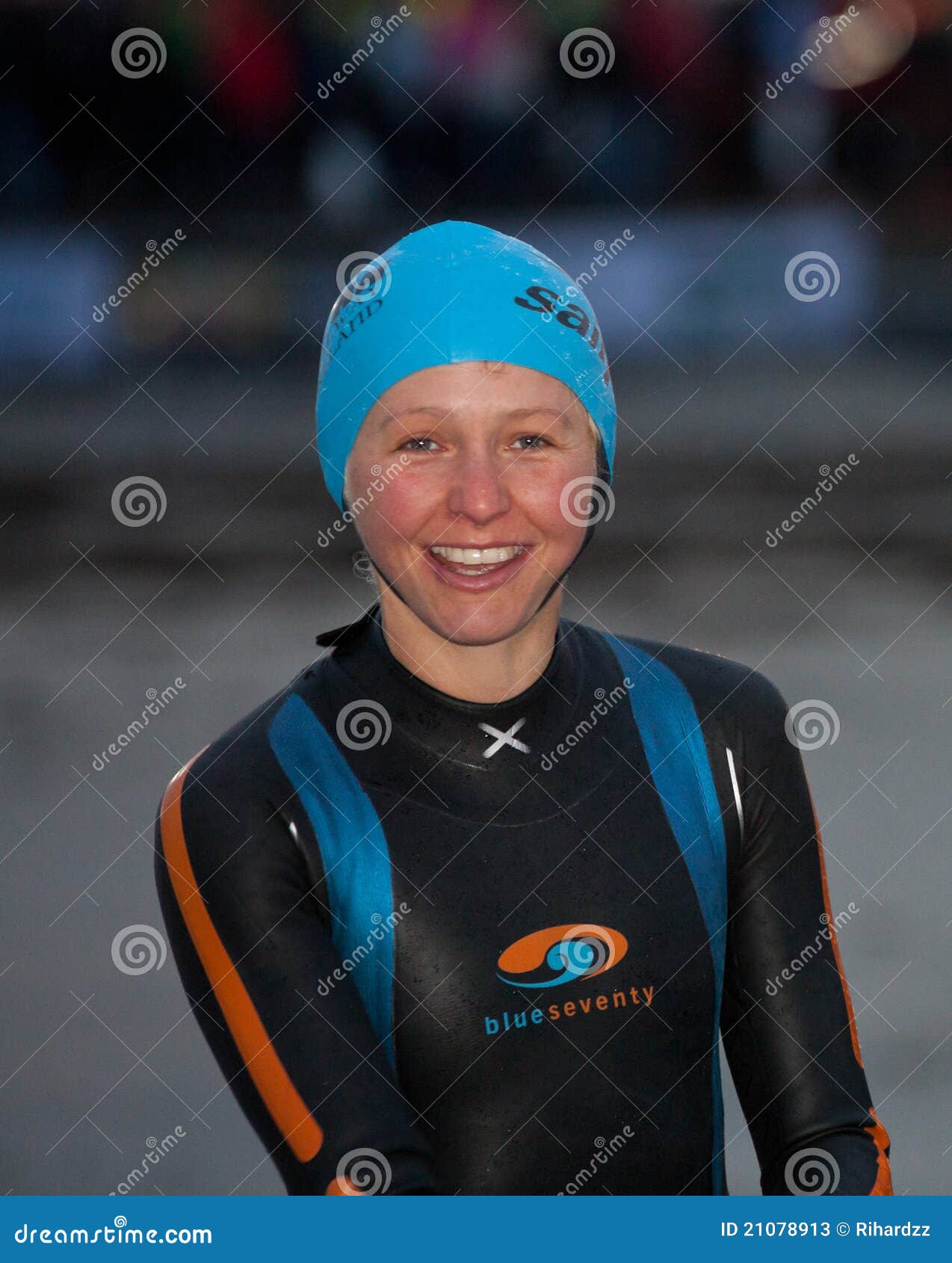 Lucy Goosage (19) foto de archivo editorial. Imagen de ciclo - 21078913