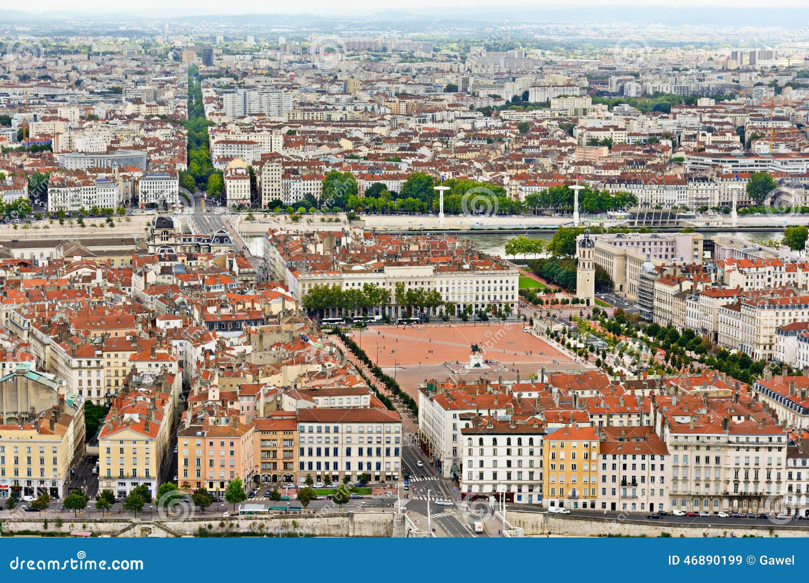 Lugar De Bellecour, Lyon, Francia Imagen de archivo - Imagen de ciudad ...
