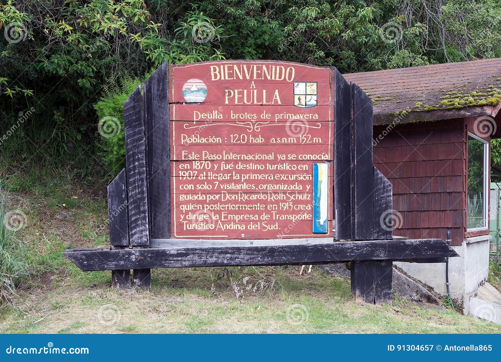 Lugar de Peulla, Chile fotografía editorial. Imagen de lago - 91304657