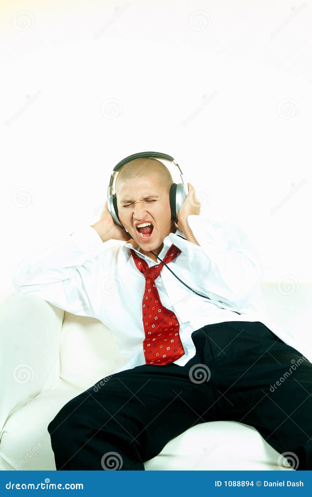 Luister aan muziek stock foto. Image of mens, overeenkomst - 1088894