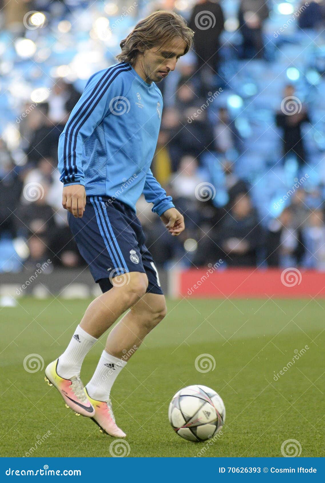 Luka Modric redaktionelles stockfoto. Bild von liga, nicken - 70626393