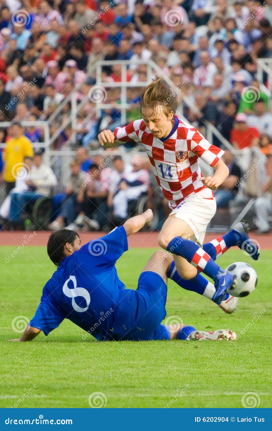 Luka Modric, soccer player editorial stock image. Image of foul - 6202904