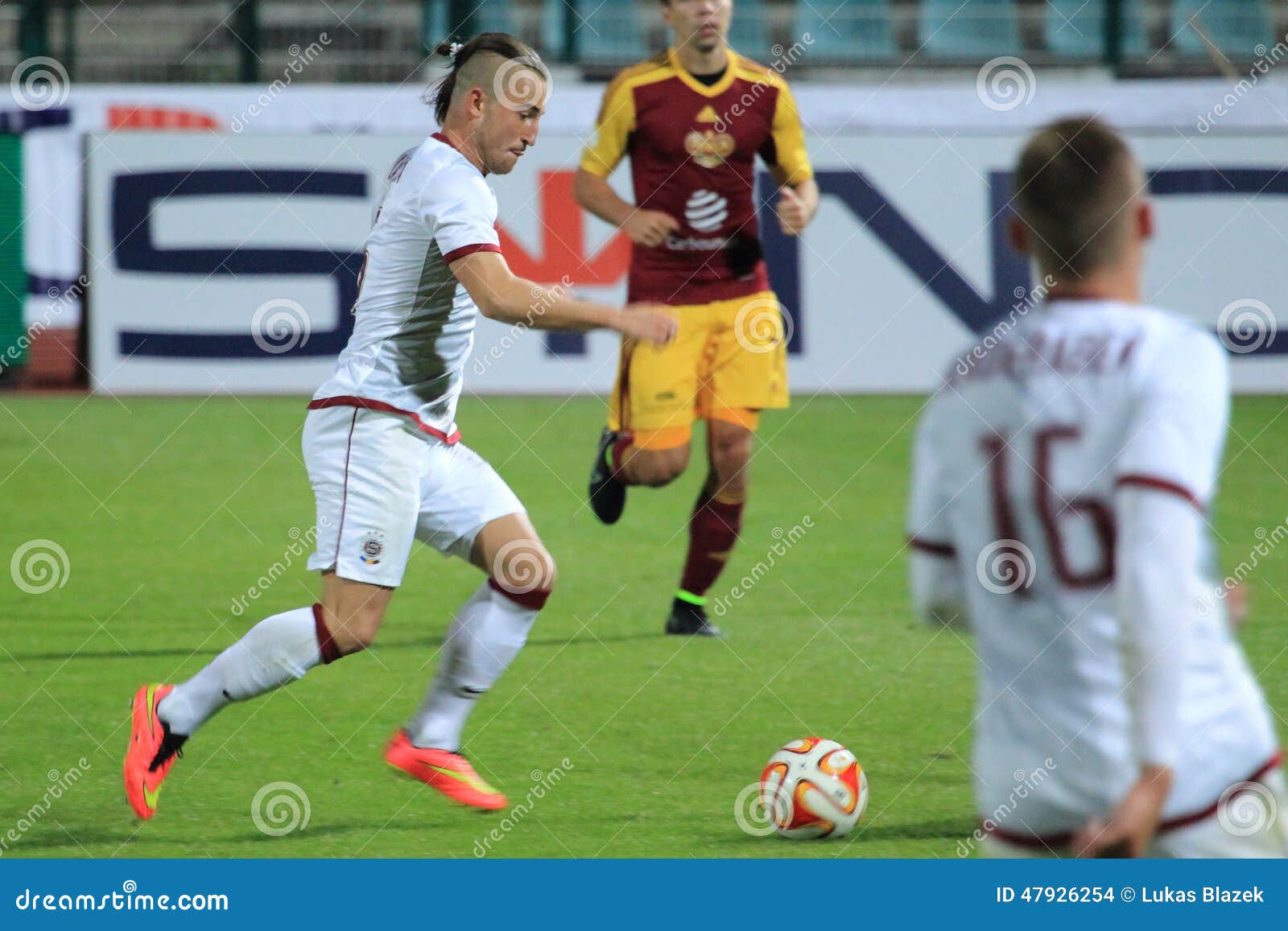 Lukas Vacha - Sparta Praga imagen de archivo editorial. Imagen de ...