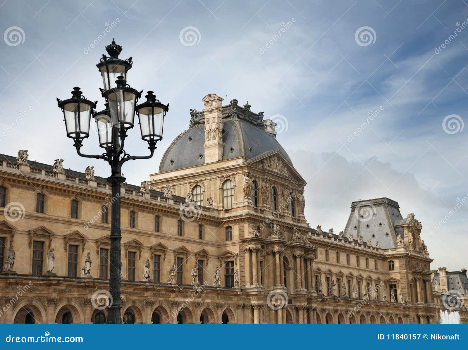 Lumbrera. imagen de archivo. Imagen de columna, retro - 11840157