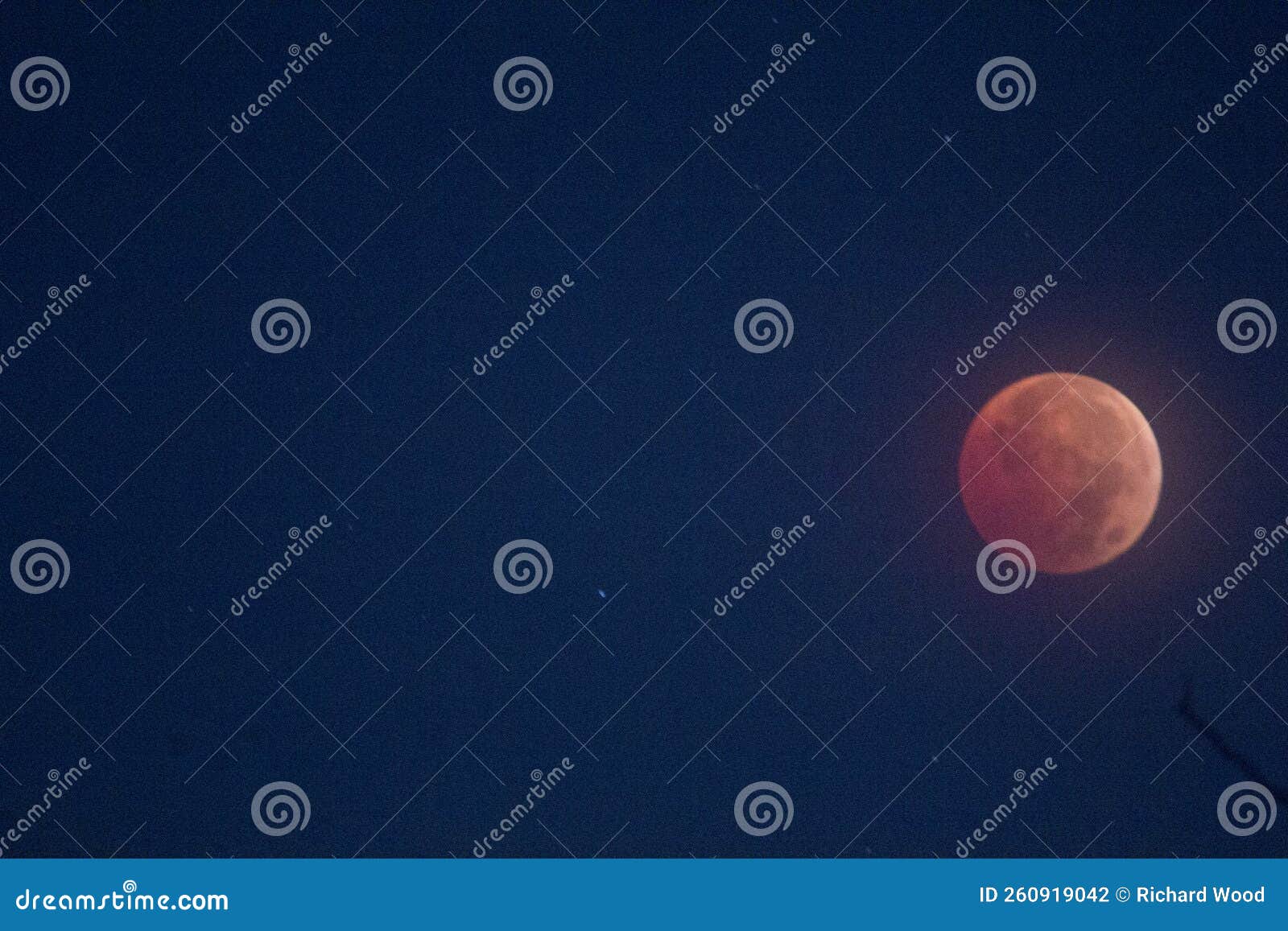 View of AnLunar Eclipse, November 8, 2022, Columbus, Ohio Stock Photo ...
